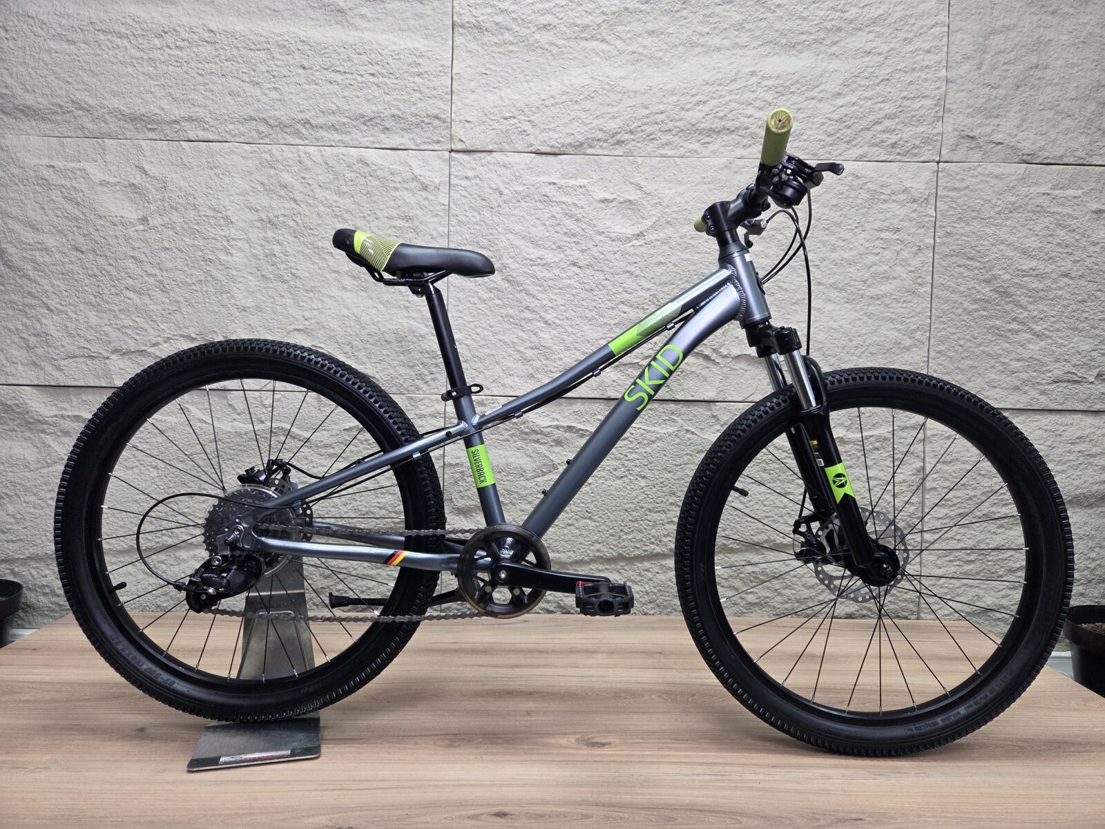 SILVERBACK SKID JR **24"-Disc** | Kids Bikes | Bike Hub