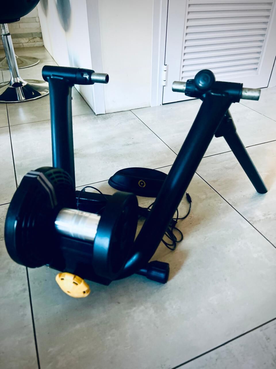 CYCLEOPS (Saris) M2 Indoor Wheel-on Smart Trainer | Indoor Trainers ...