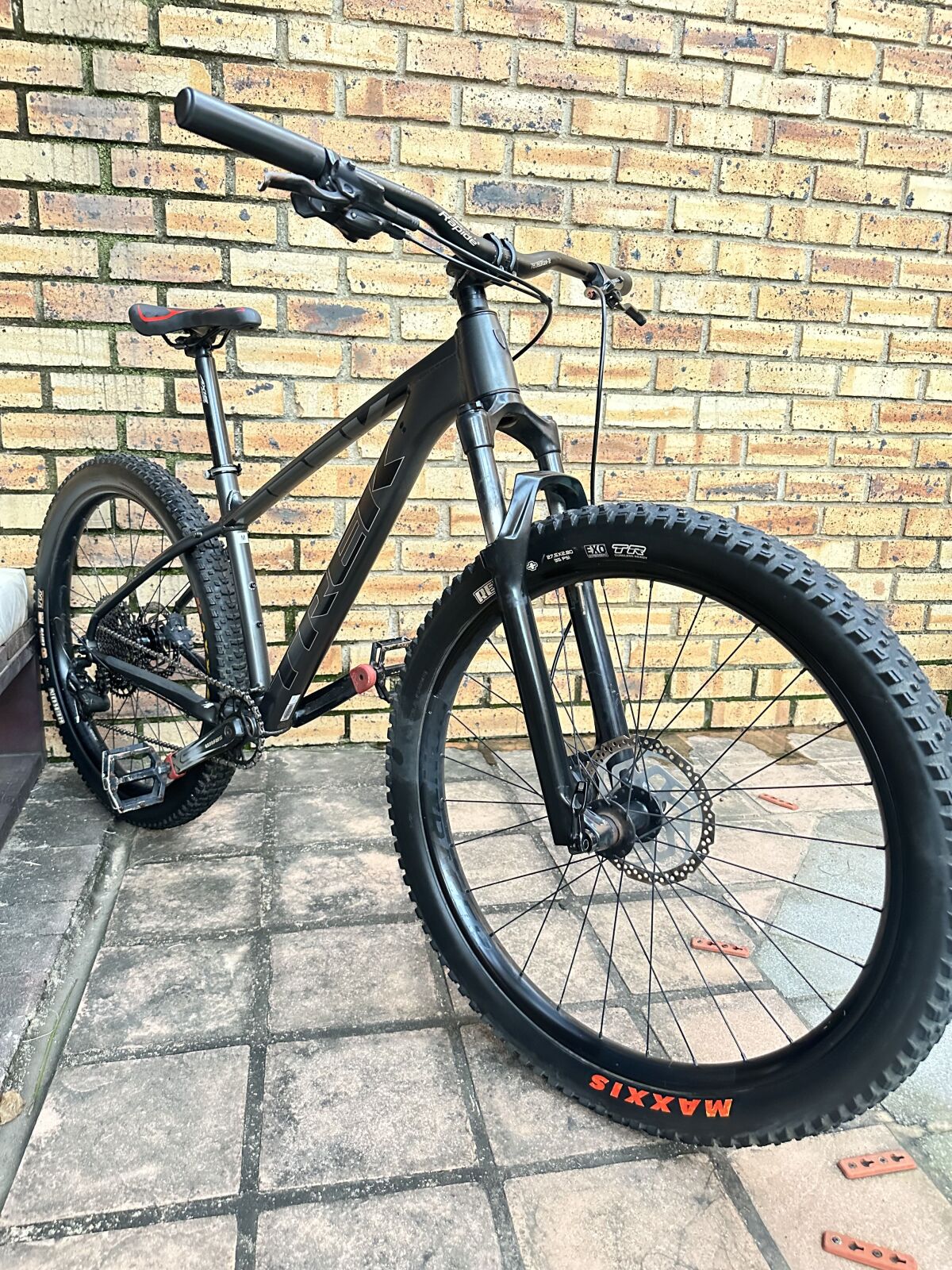 27.5 Trek xcaliber 8 Med 1x12 sram boost hubs | Hardtail Mountain Bikes ...