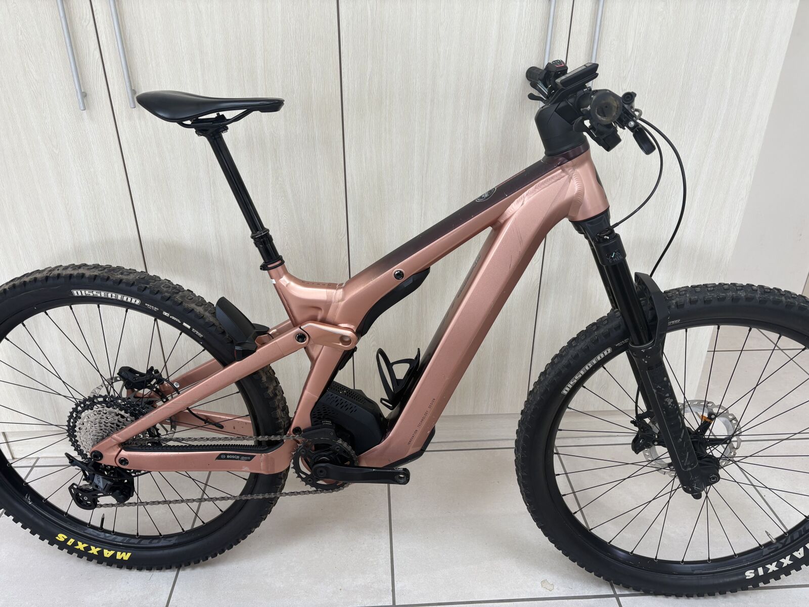 Scott Patron Contessa E-Bike 910 | Dual Suspension Mountain E-Bikes ...