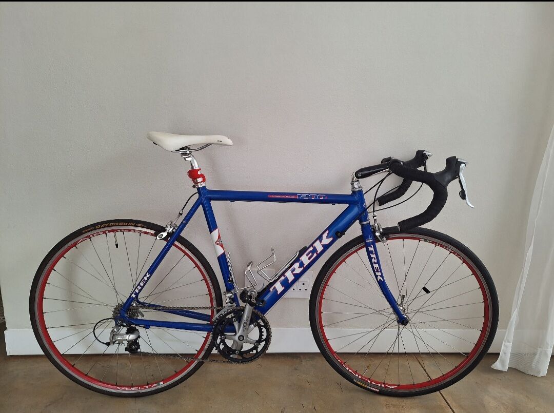 Trek 1200 Aluminum | Road Bikes | Bike Hub