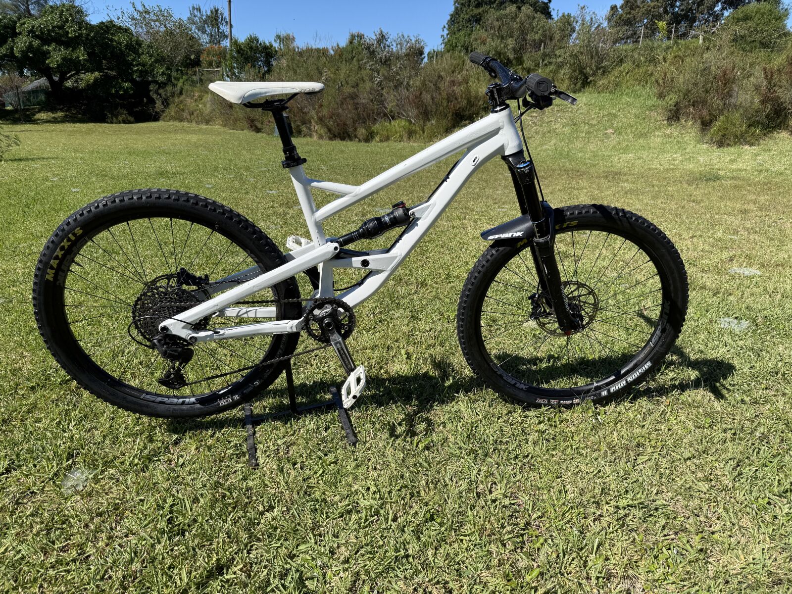 YT Capra Medium 29 | Dual Suspension Mountain Bikes | Bike Hub