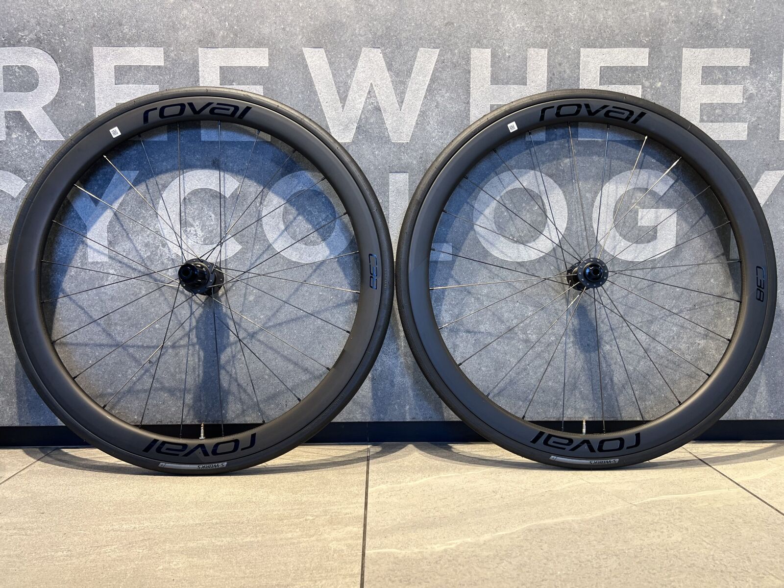 Roval C38 Carbon Wheelset | Road Bike Wheels | Bike Hub