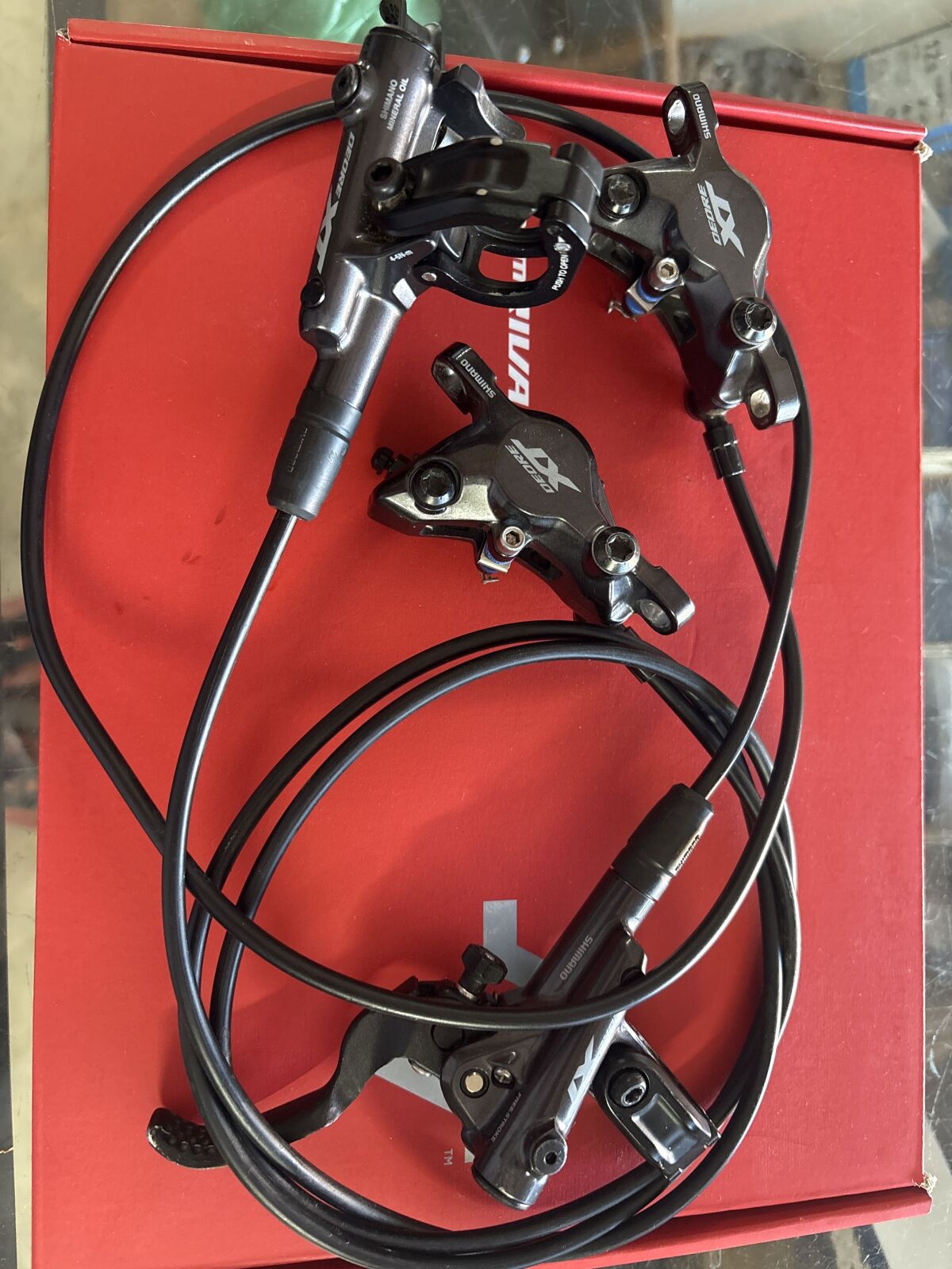 Shimano XT BR-M8100 Brake set | Mountain Bike Brakes | Bike Hub