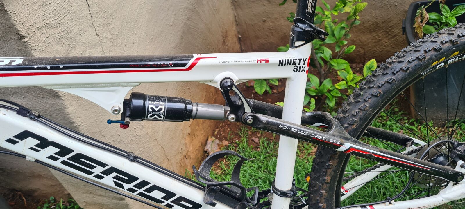 Merida 96 2011 | Dual Suspension Mountain Bikes | Bike Hub