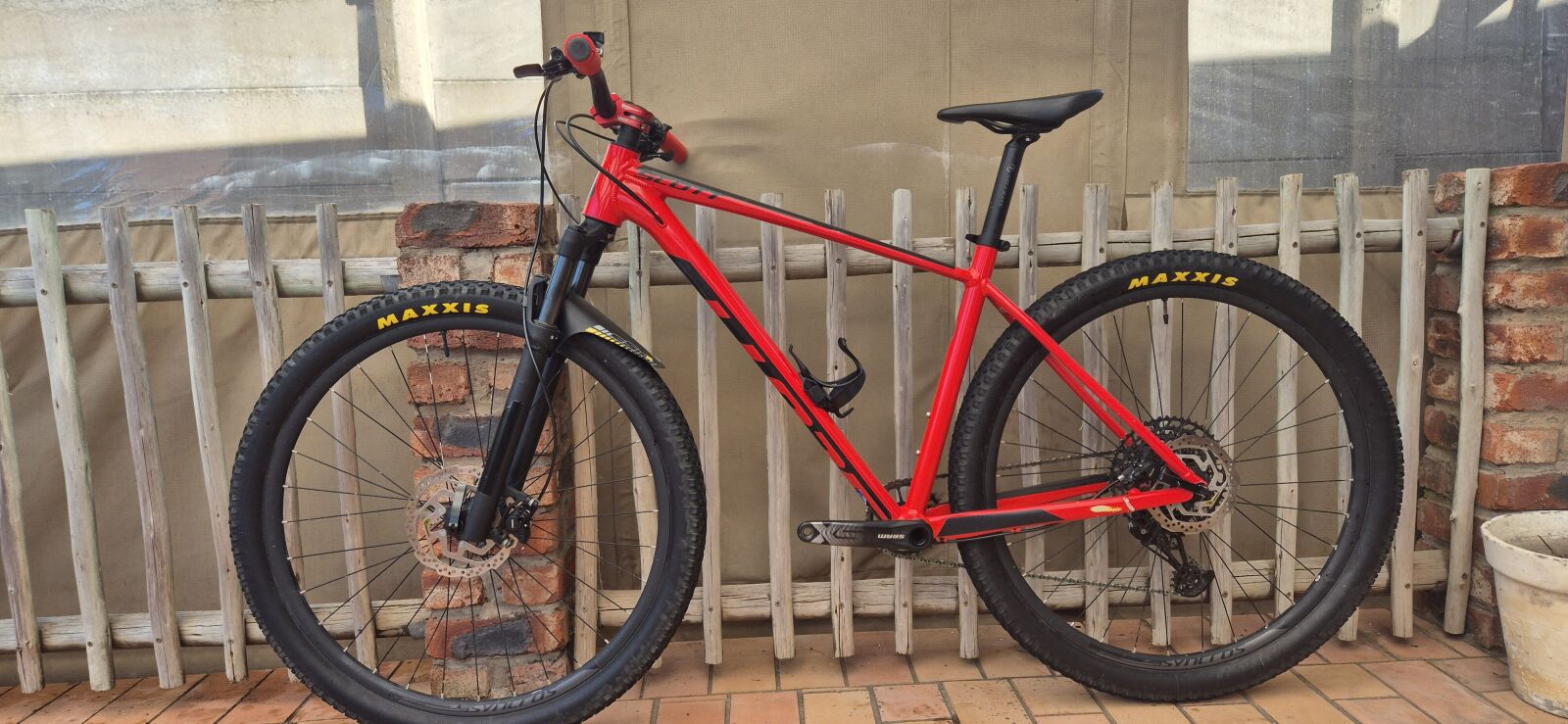 Scott Scale 900 Comp 29" (L) | Hardtail Mountain Bikes | Bike Hub