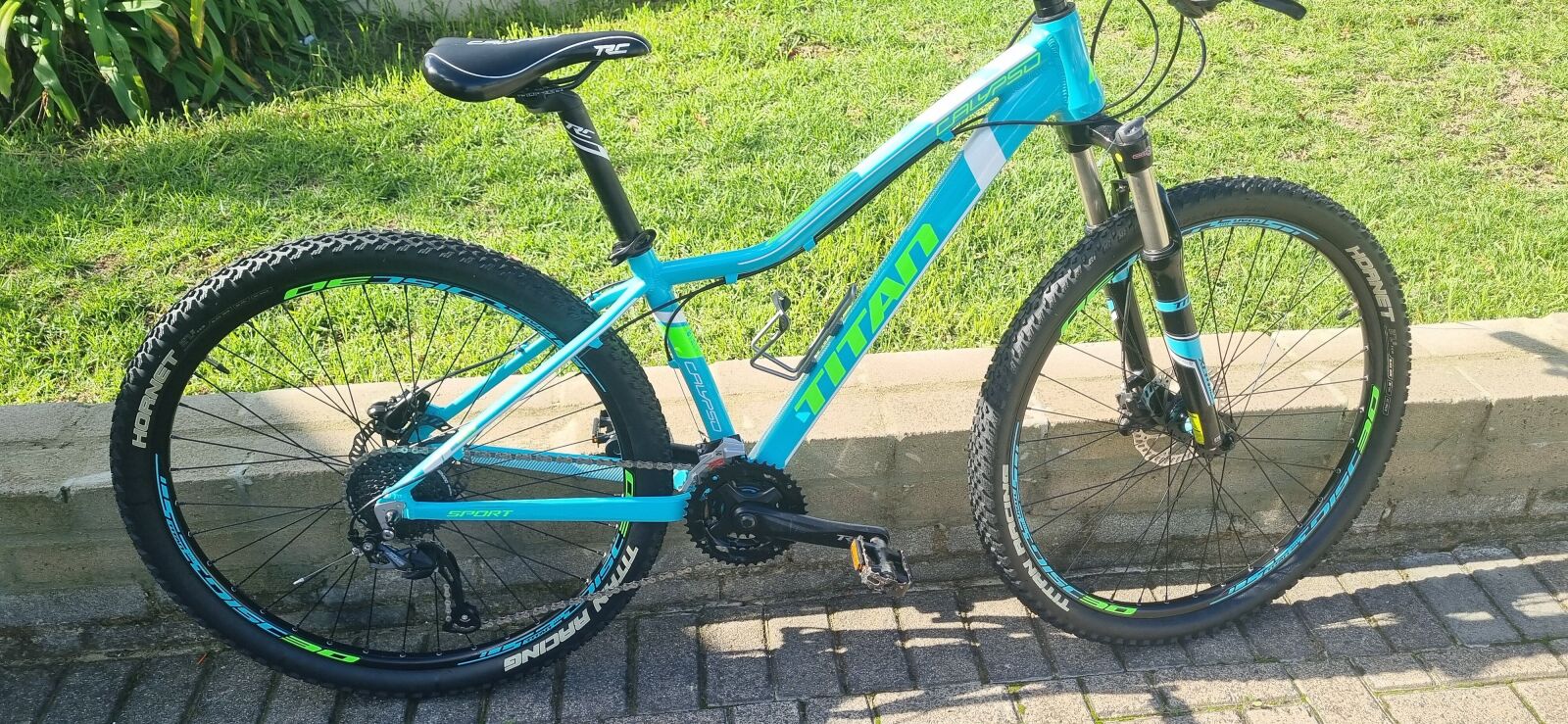 27.5" Titan Calypso Sport | Kids Bikes | Bike Hub