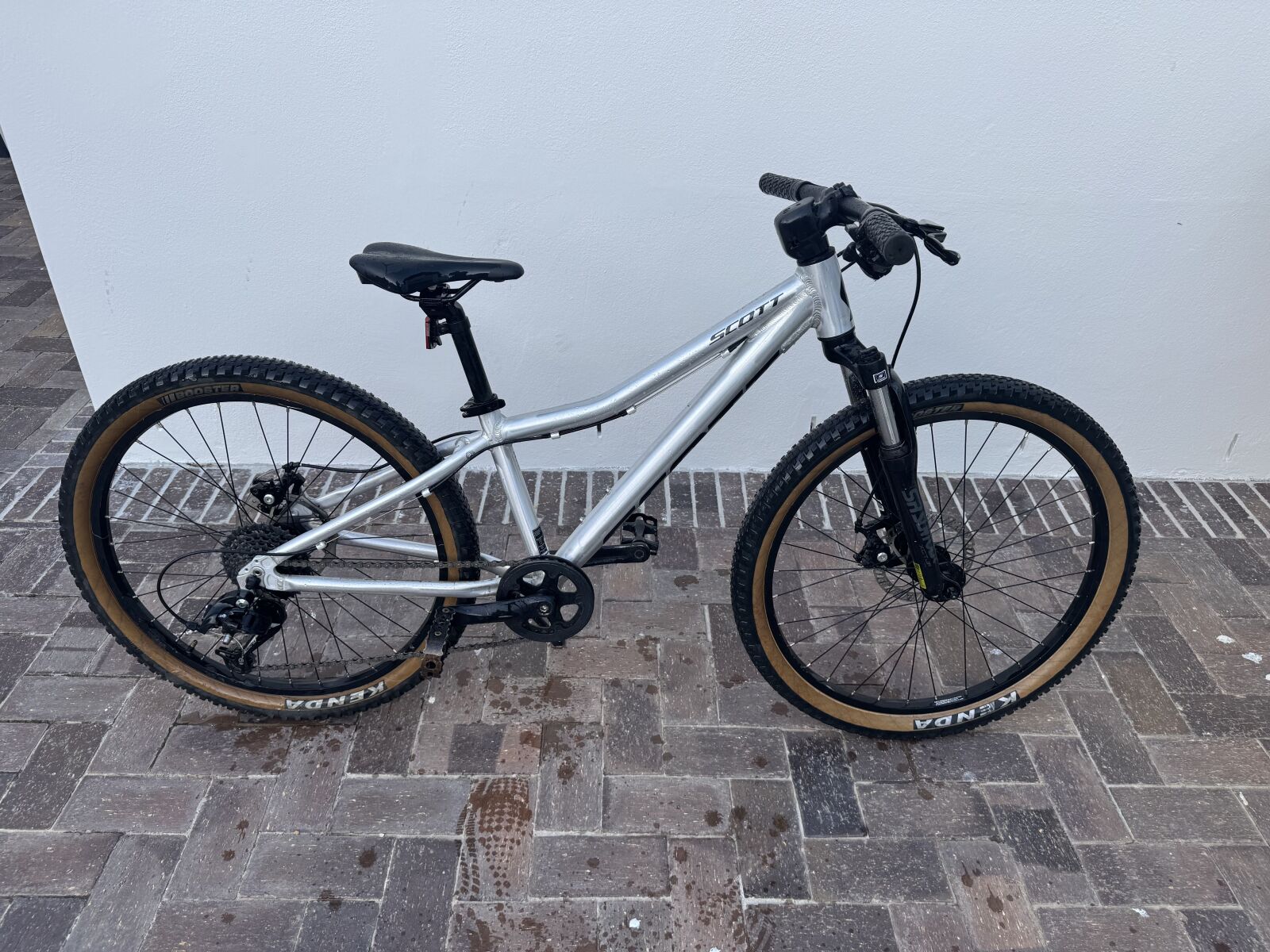 Scott Scale 24 Disc | Kids Bikes | Bike Hub