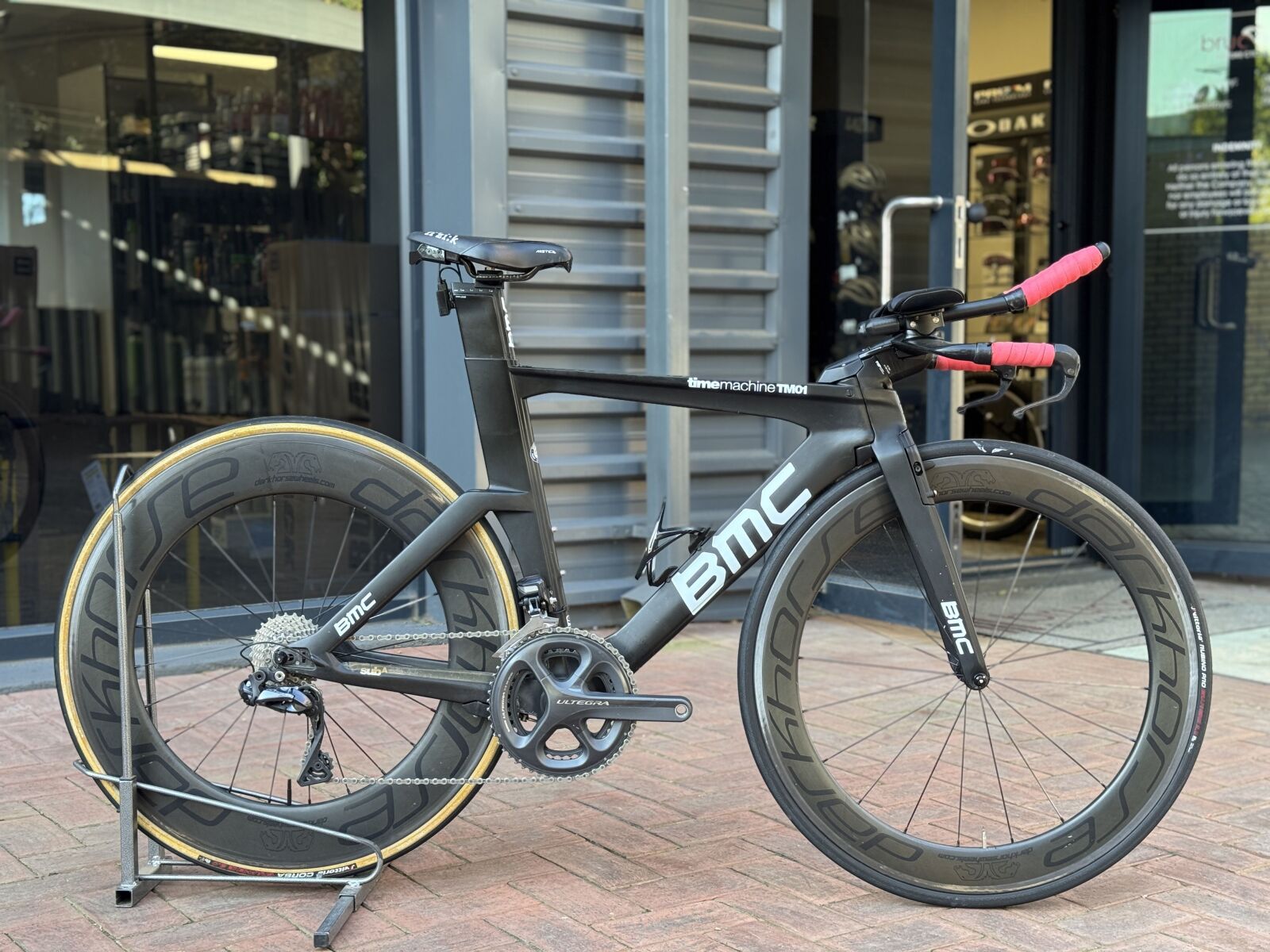 BMC TimeMachine TM01 *Di2* | Triathlon & Time Trial Bikes | Bike Hub