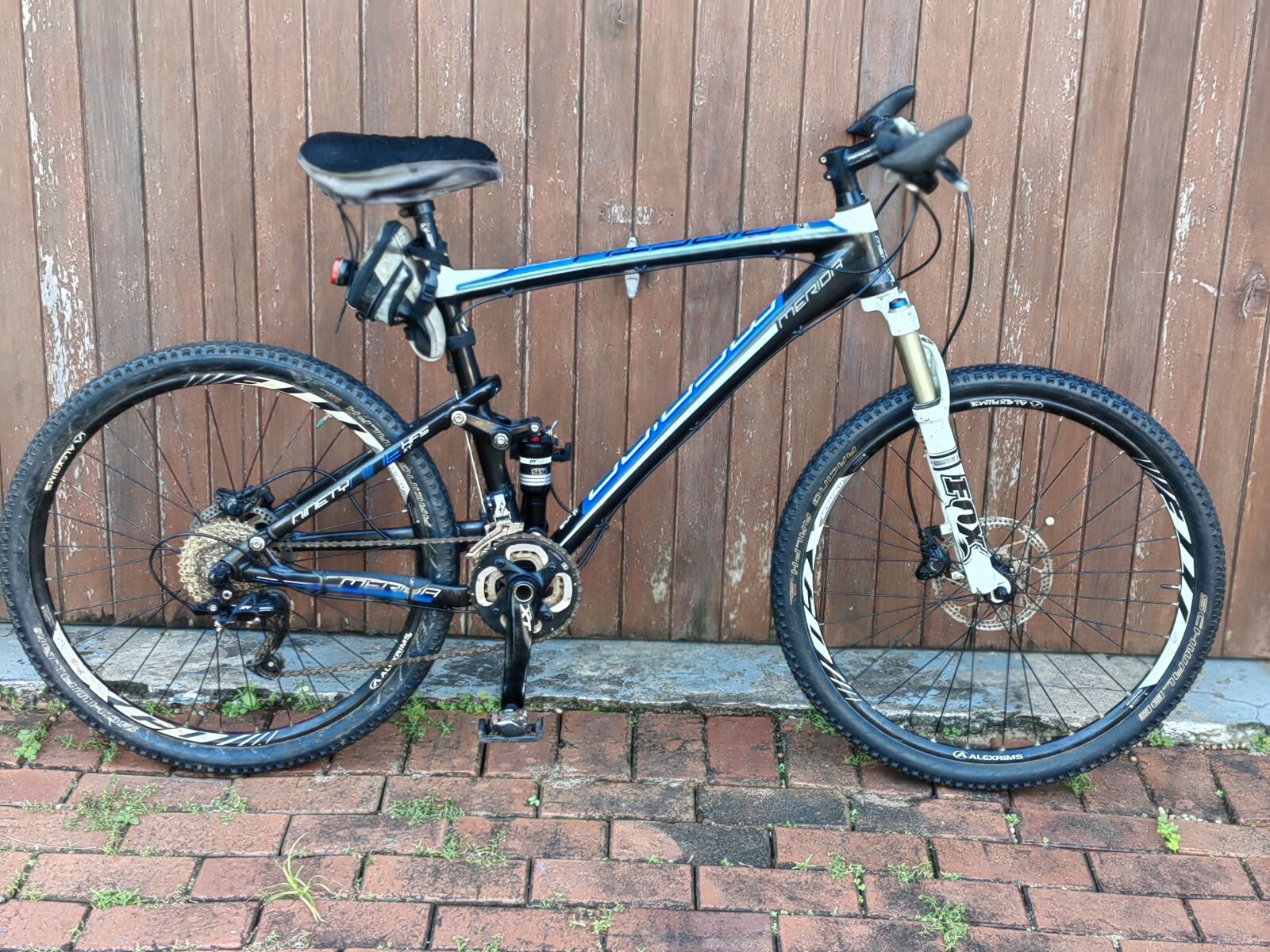 Merida Ninety Nine HFS Mountain Bike | Dual Suspension Mountain Bikes ...
