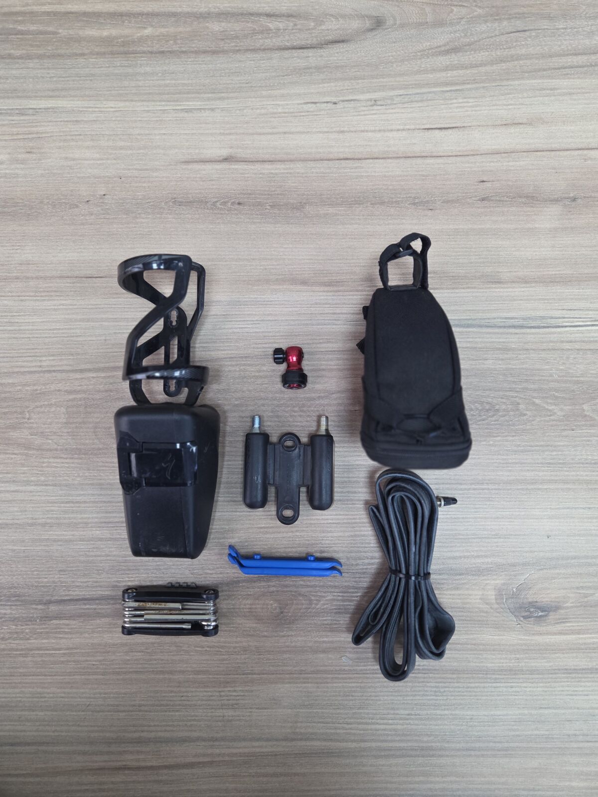 SWAT BOX & SADDLE BAG KIT | Bottle Cages | Bike Hub