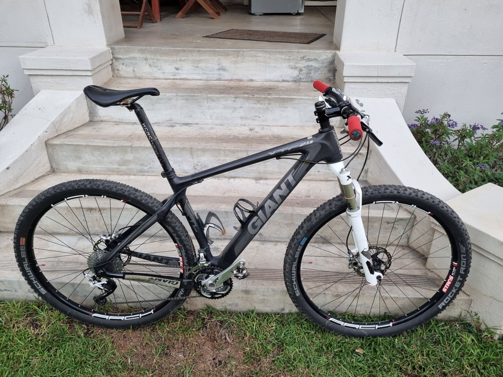 Giant XTC (Large) | Hardtail Mountain Bikes | Bike Hub