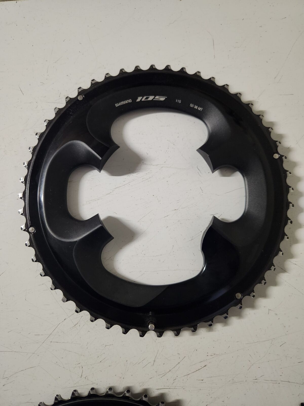 Shimano 105 52t | Chainrings | Bike Hub