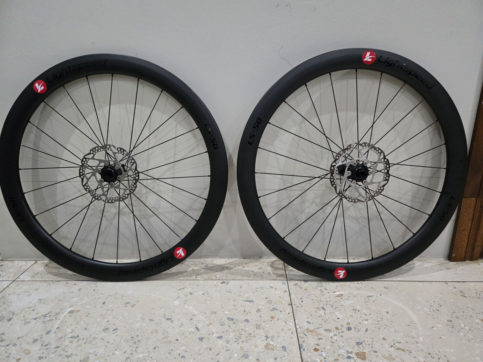 Carbon wheels | Road Bike Wheels | Bike Hub