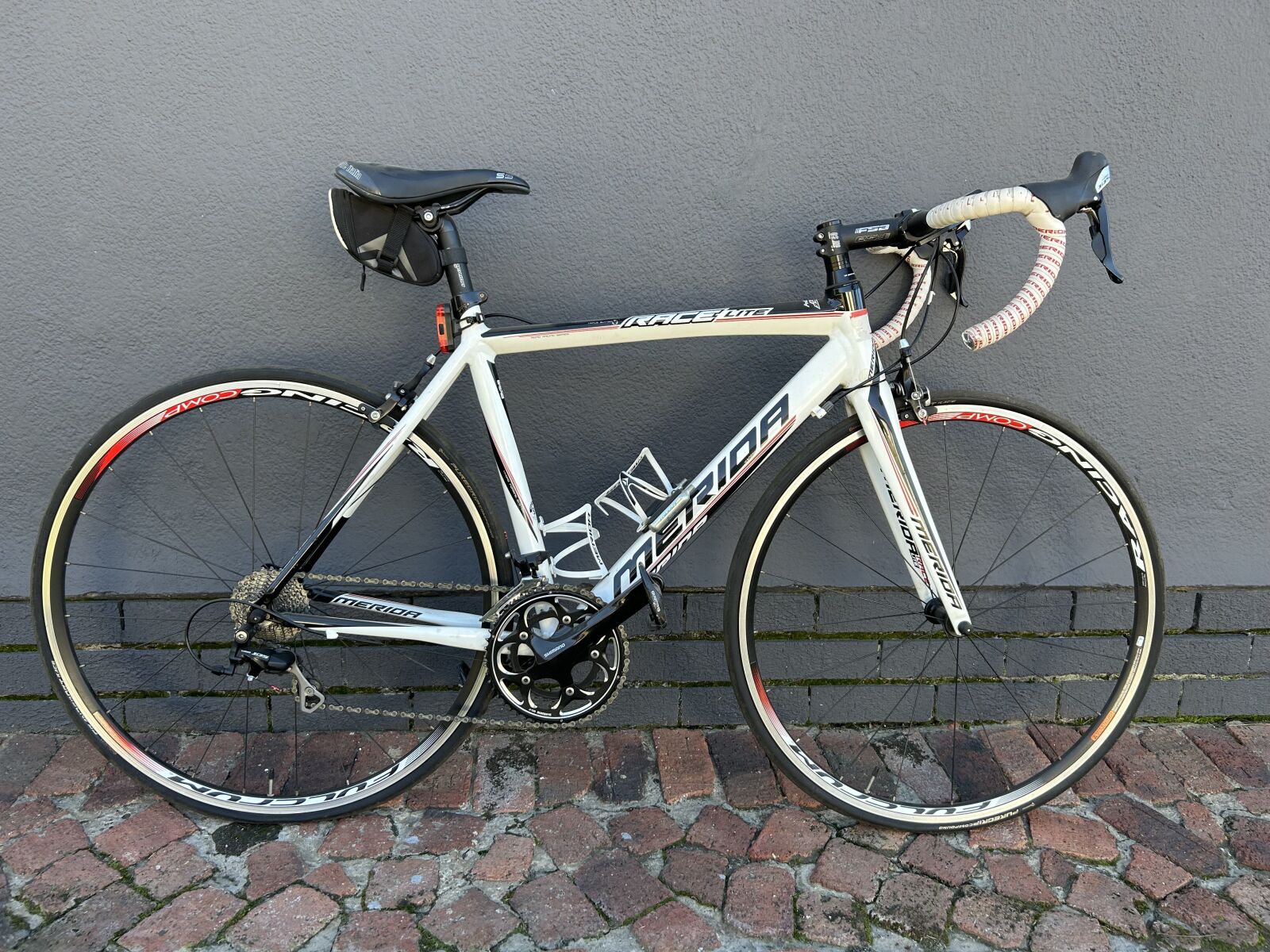 Merida Race Lite | Road Bikes | Bike Hub