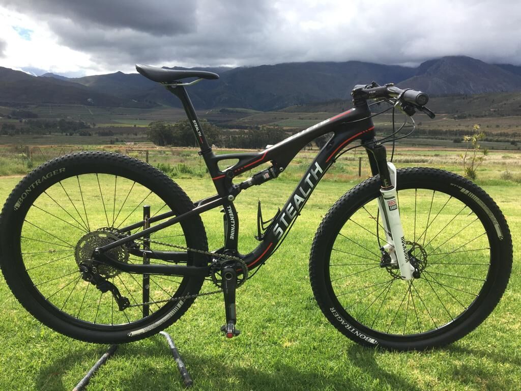 Stealth Medium MTB | Dual Suspension Mountain Bikes | Bike Hub