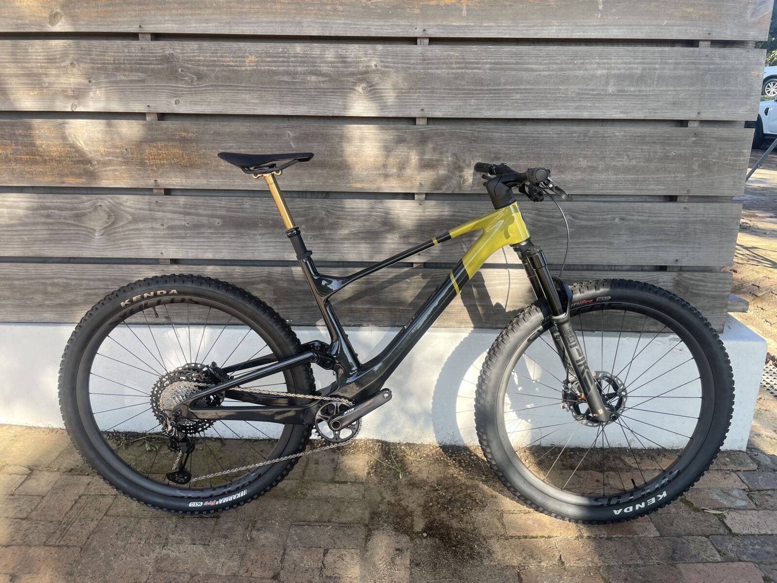 Scott Spark 900 Tuned | Dual Suspension Mountain Bikes | Bike Hub