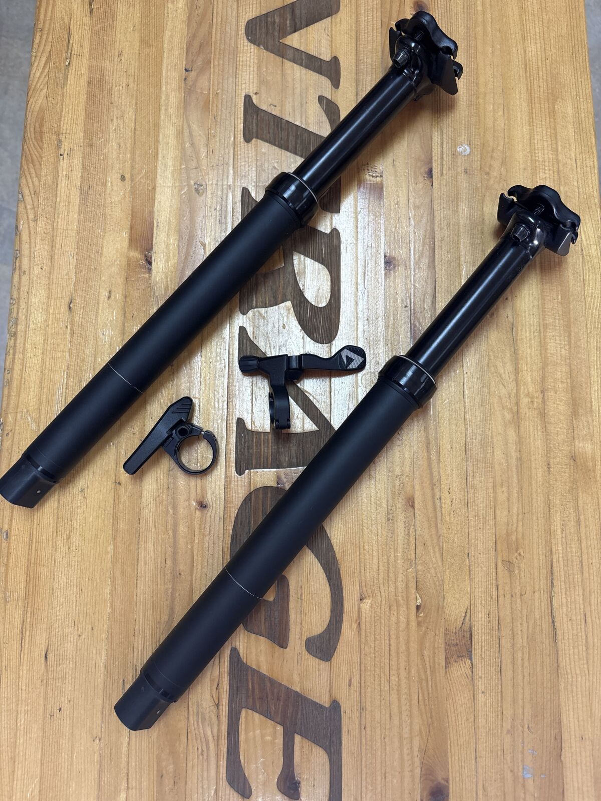 Contact Dropper | Dropper Seat Posts | Bike Hub