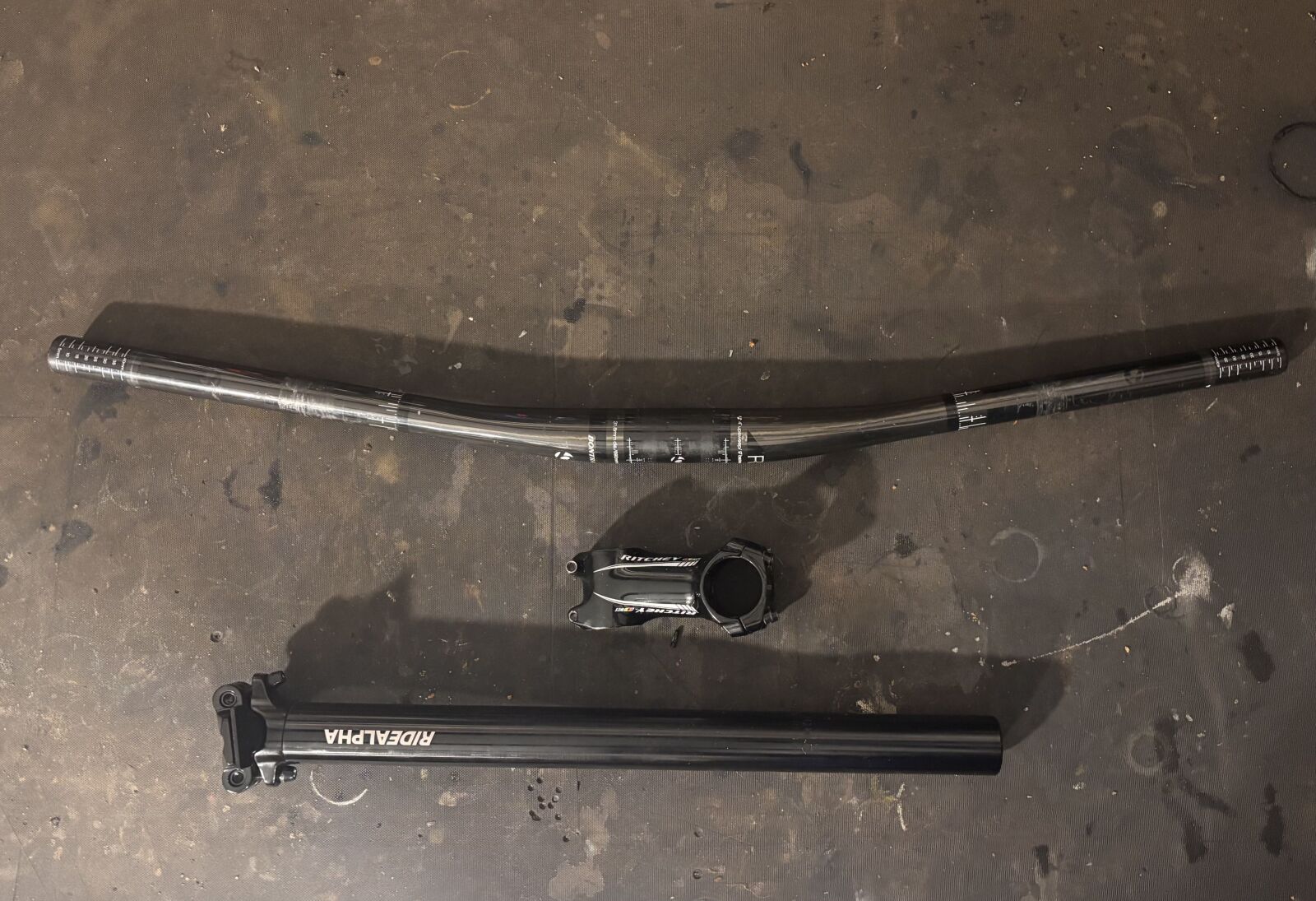 Seatpost, stem and handlebar | Handlebars | Bike Hub