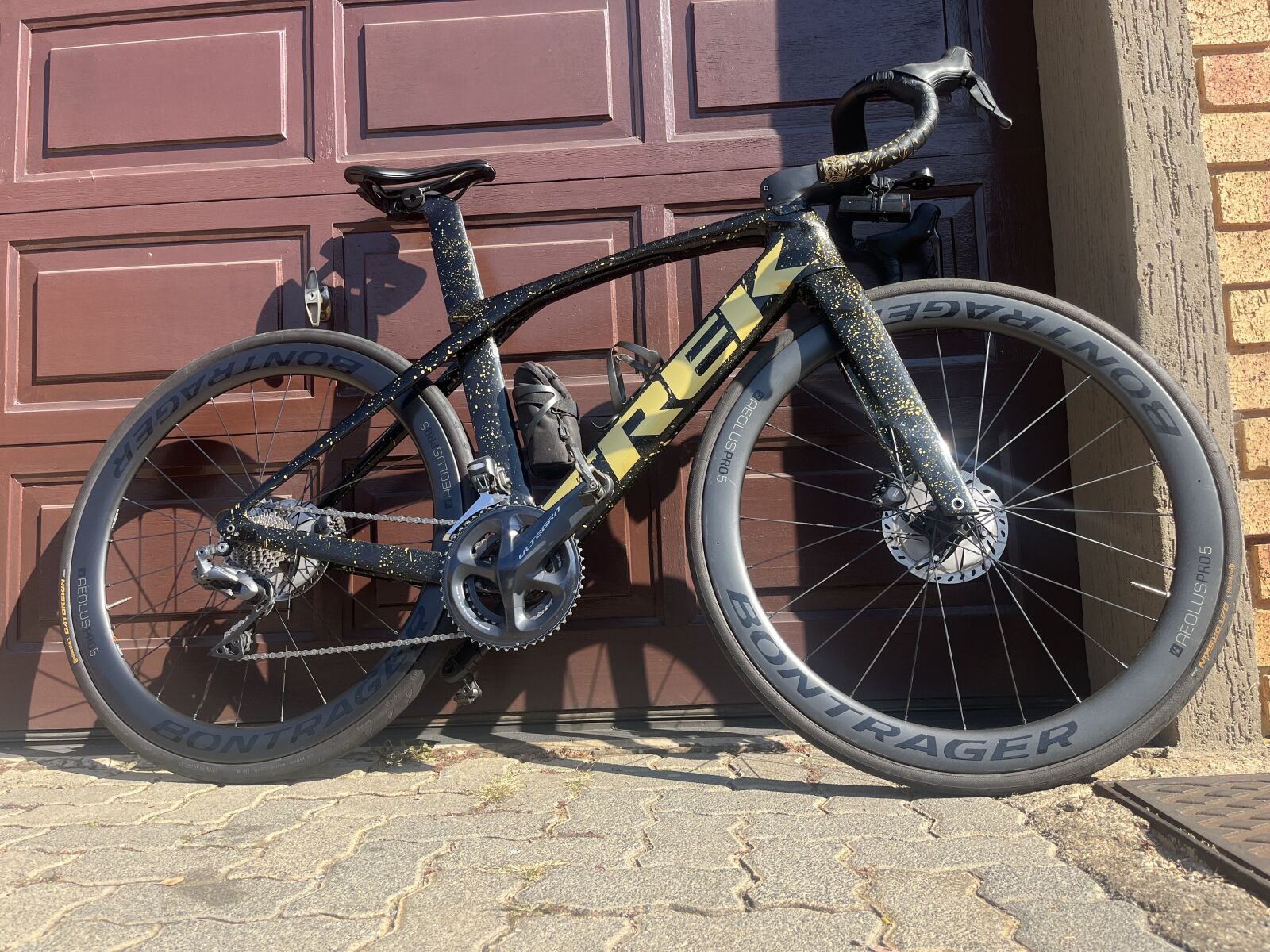 Trek Madone SLR7 Gen6 | Road Bikes | Bike Hub