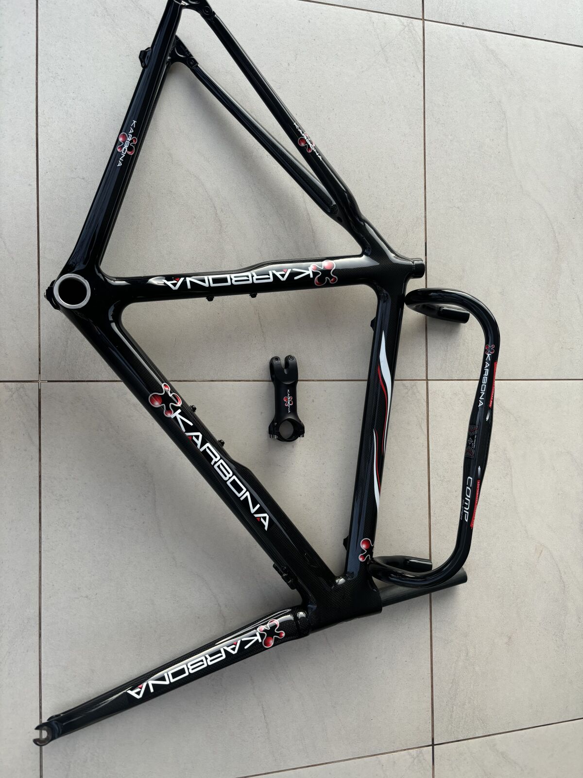 Karbona carbon road frame set. | Road Bike Frames | Bike Hub