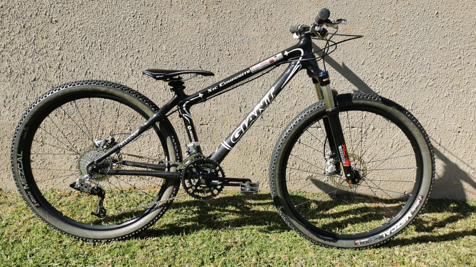 Giant XTC Composite Team Edition *Full Carbon | Hardtail Mountain Bikes | Bike Hub