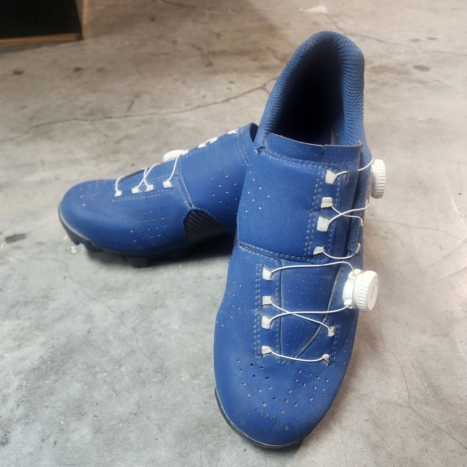 Lake MX333 MTB shoes | Shoes | Bike Hub