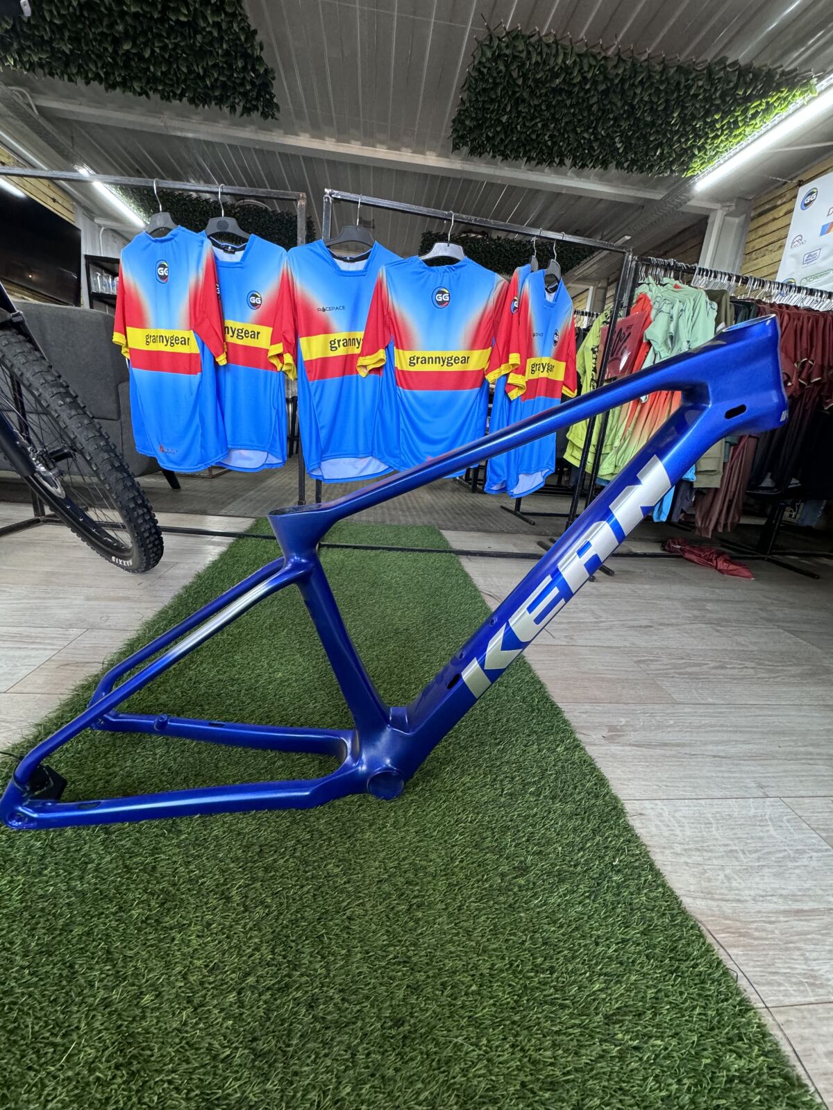 Carbon 650b Frame (Small) | Hardtail Mountain Bike Frames | Bike Hub