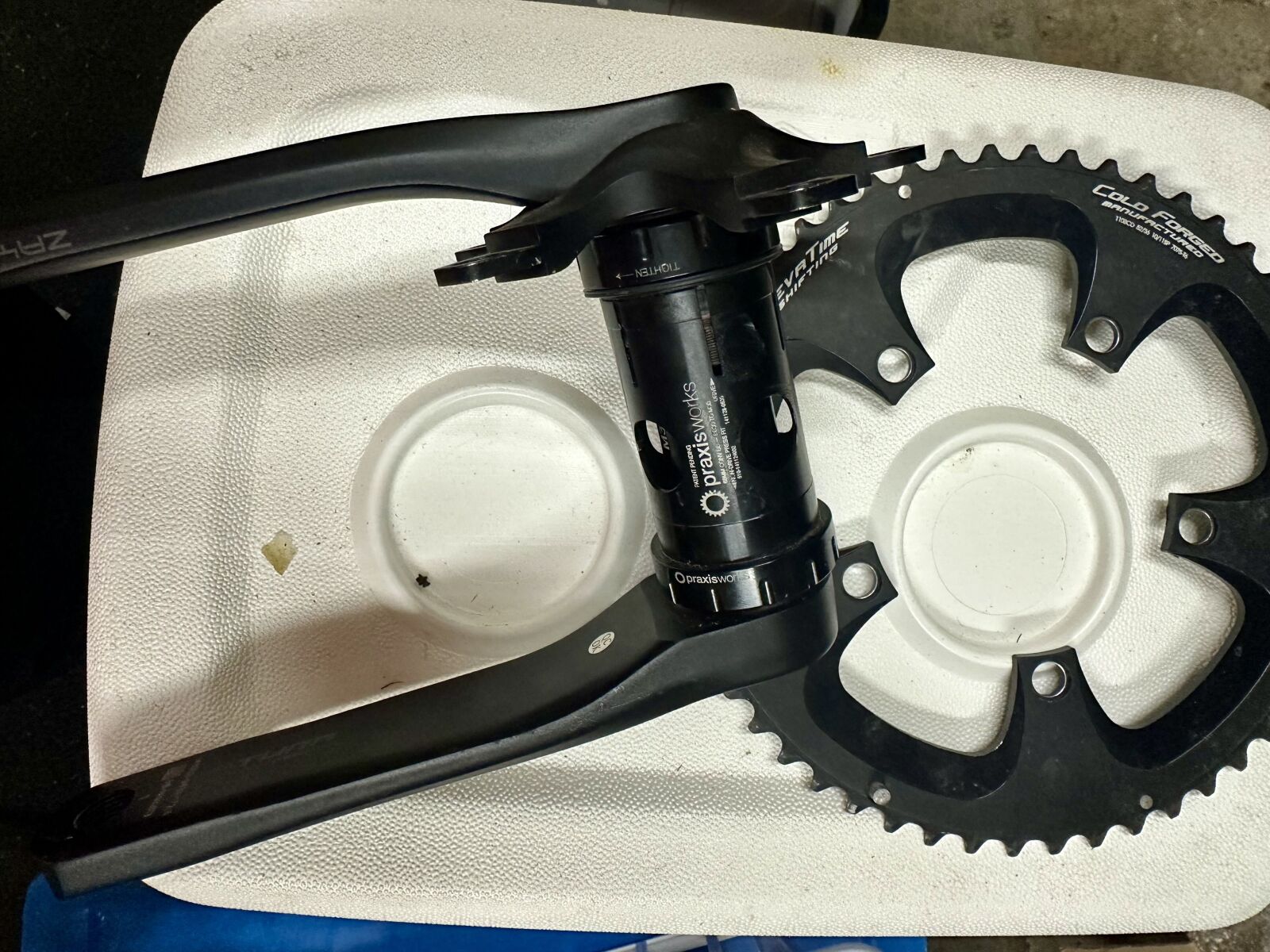 PRICE DROP!!PRAXIS WORKS CRANKSET, CHAINRINGS + BB | Cranksets | Bike Hub