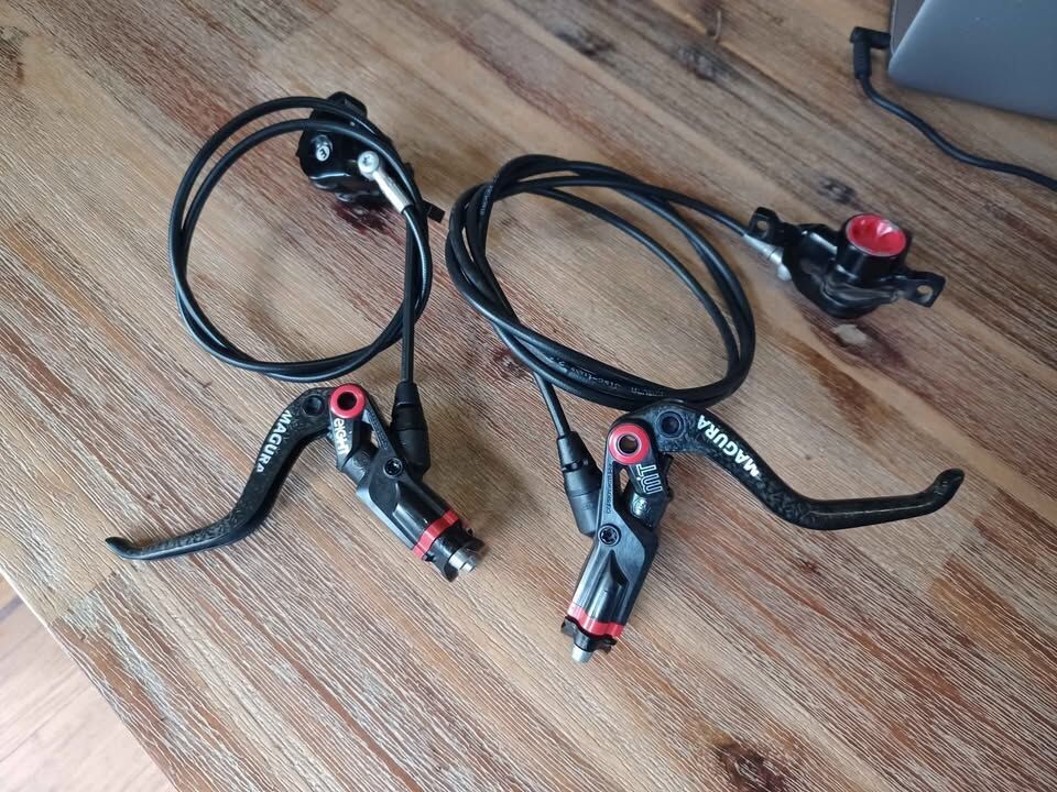 Magura MT8 brakes | Mountain Bike Brakes | Bike Hub