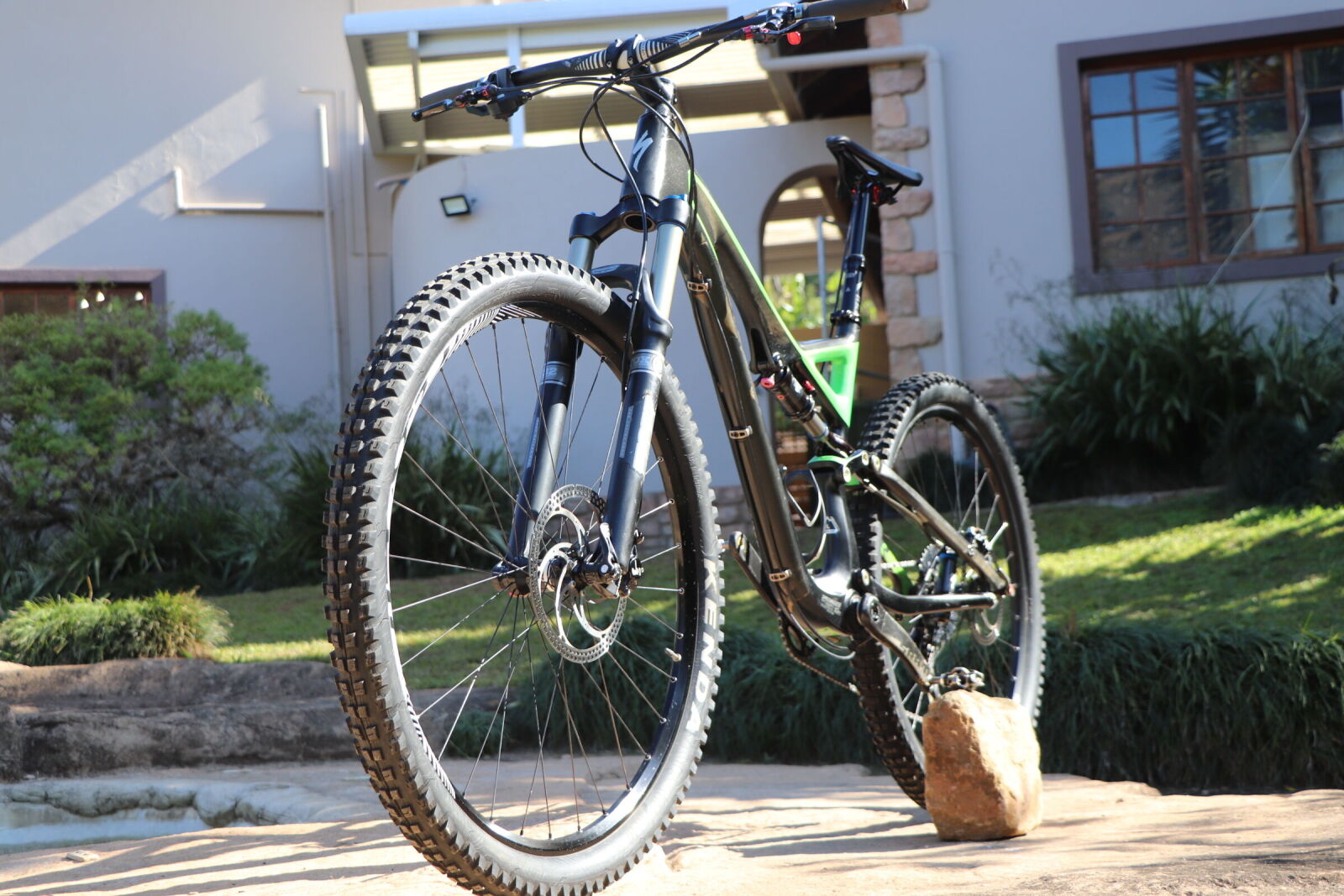 Specialized stumpjumper fsr expert 2012 | Dual Suspension Mountain ...