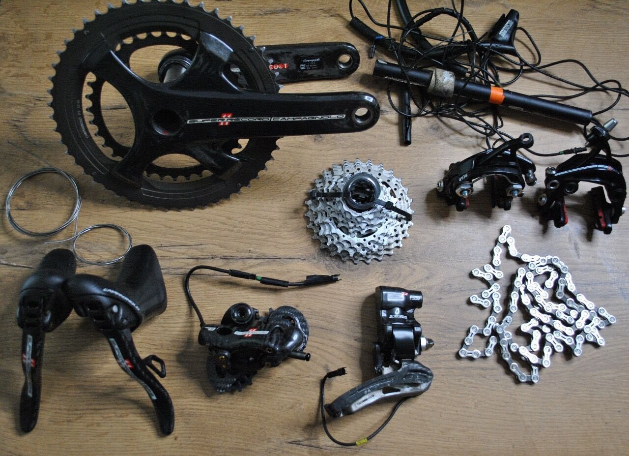 Campagnolo Super Record EPS | Complete Groupsets | Bike Hub