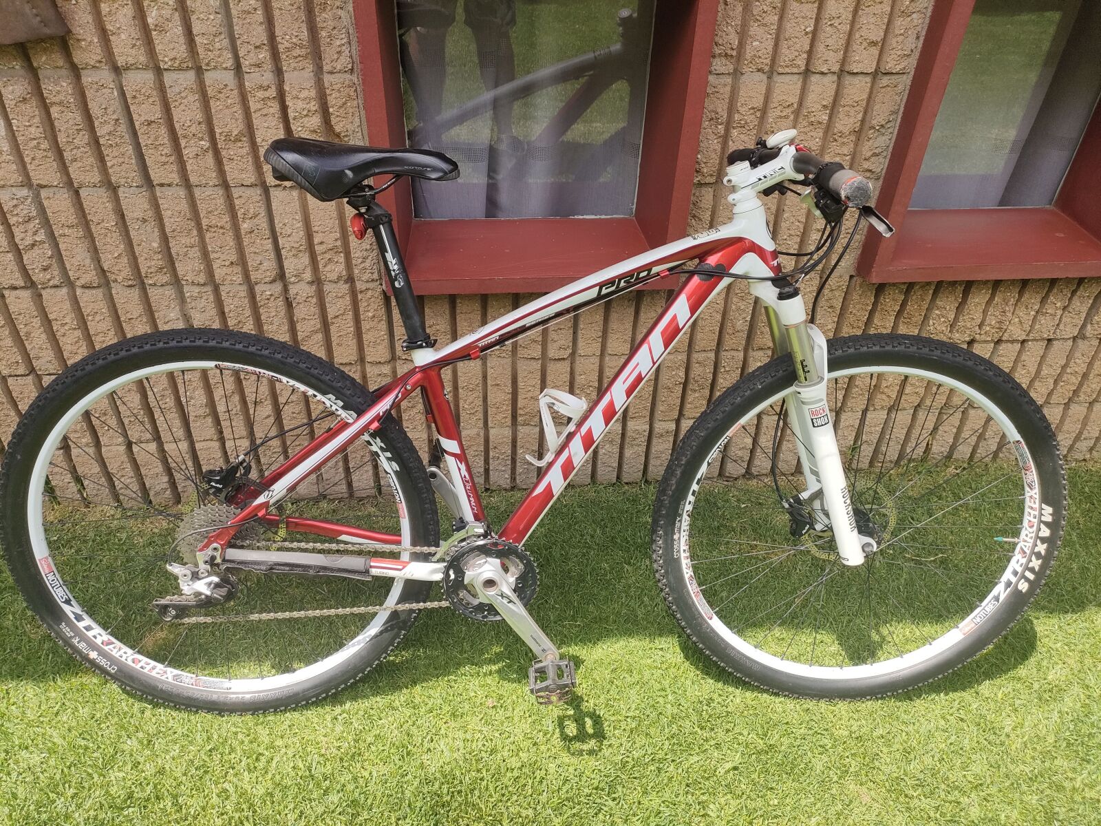 Titan 29R Pro | Hardtail Mountain Bikes | Bike Hub