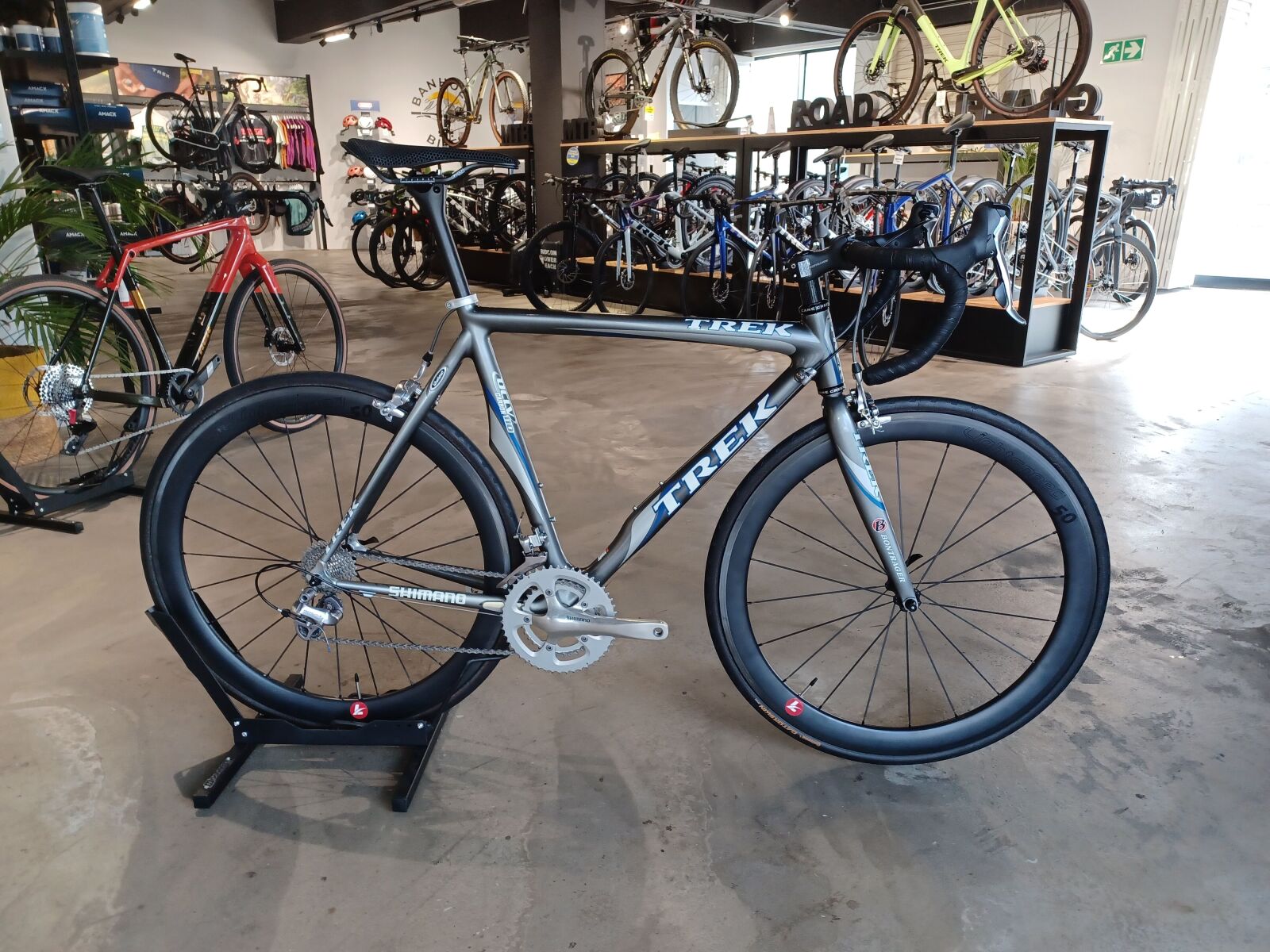 Trek Madone OCLV 110 Carbon road bike | Road Bikes | Bike Hub