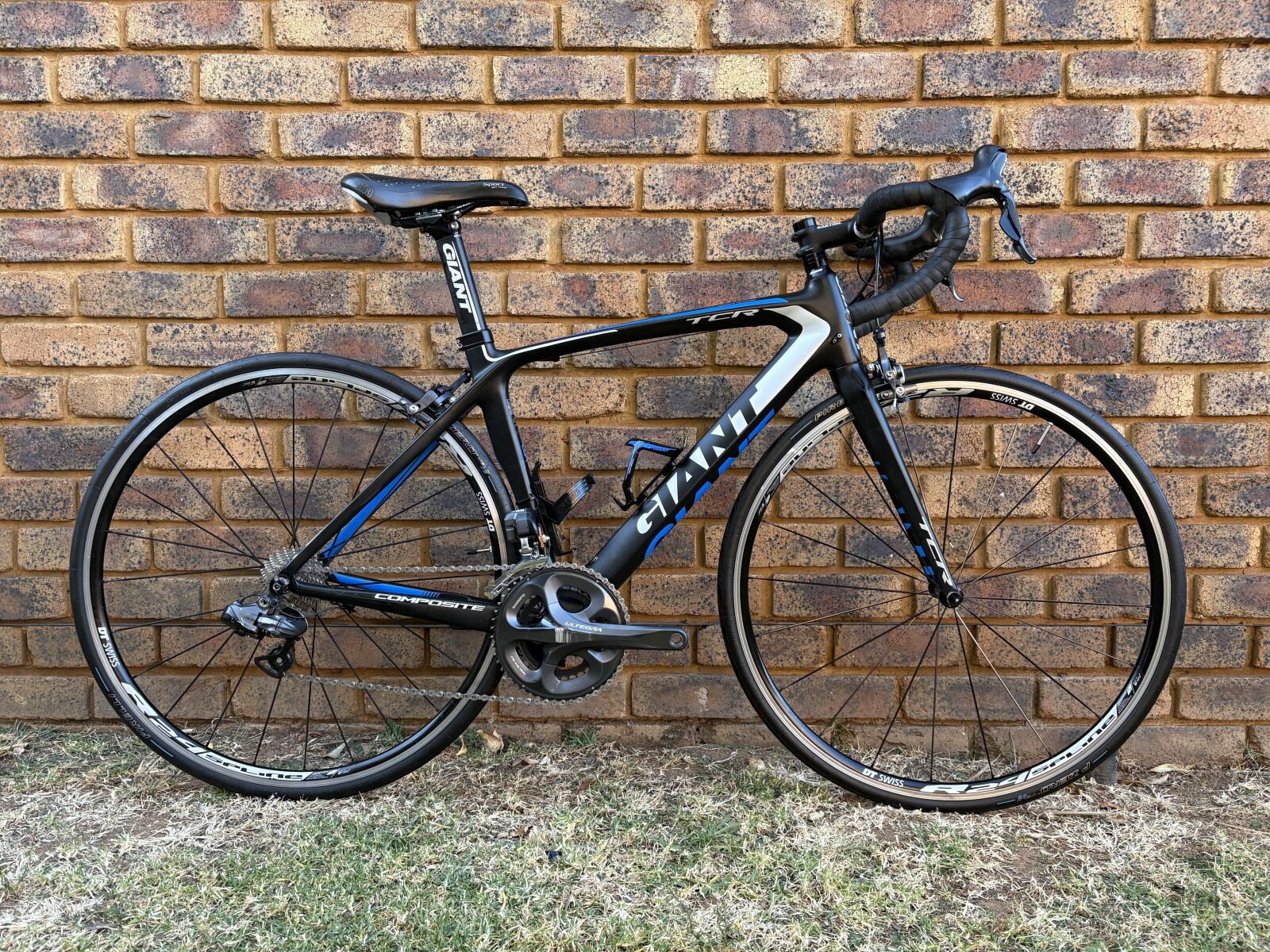 Giant TCR Full Carbon Ultegra Di2 Road Bike | Road Bikes | Bike Hub