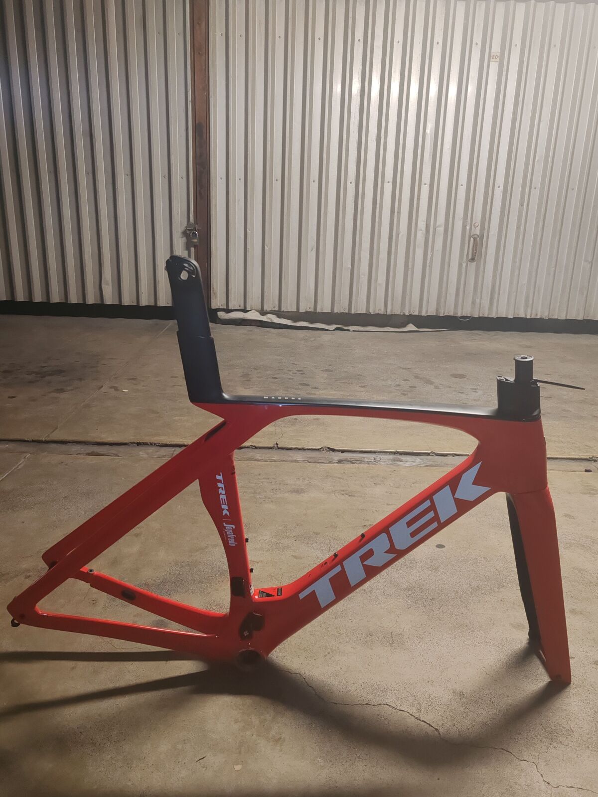 Trek Madone Gen 7 SLR | Road Bike Frames | Bike Hub