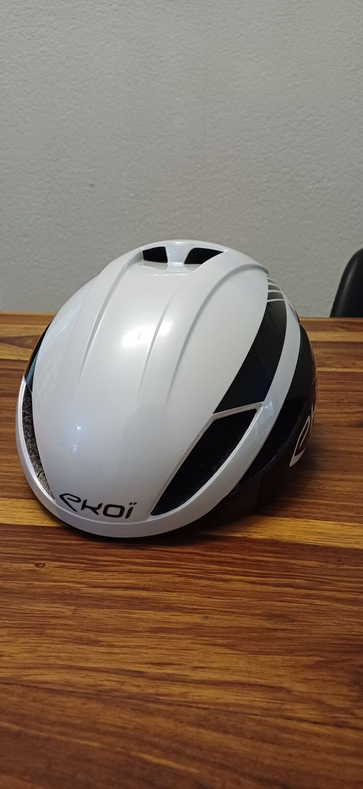 Ekoi AR14 | Helmets | Bike Hub