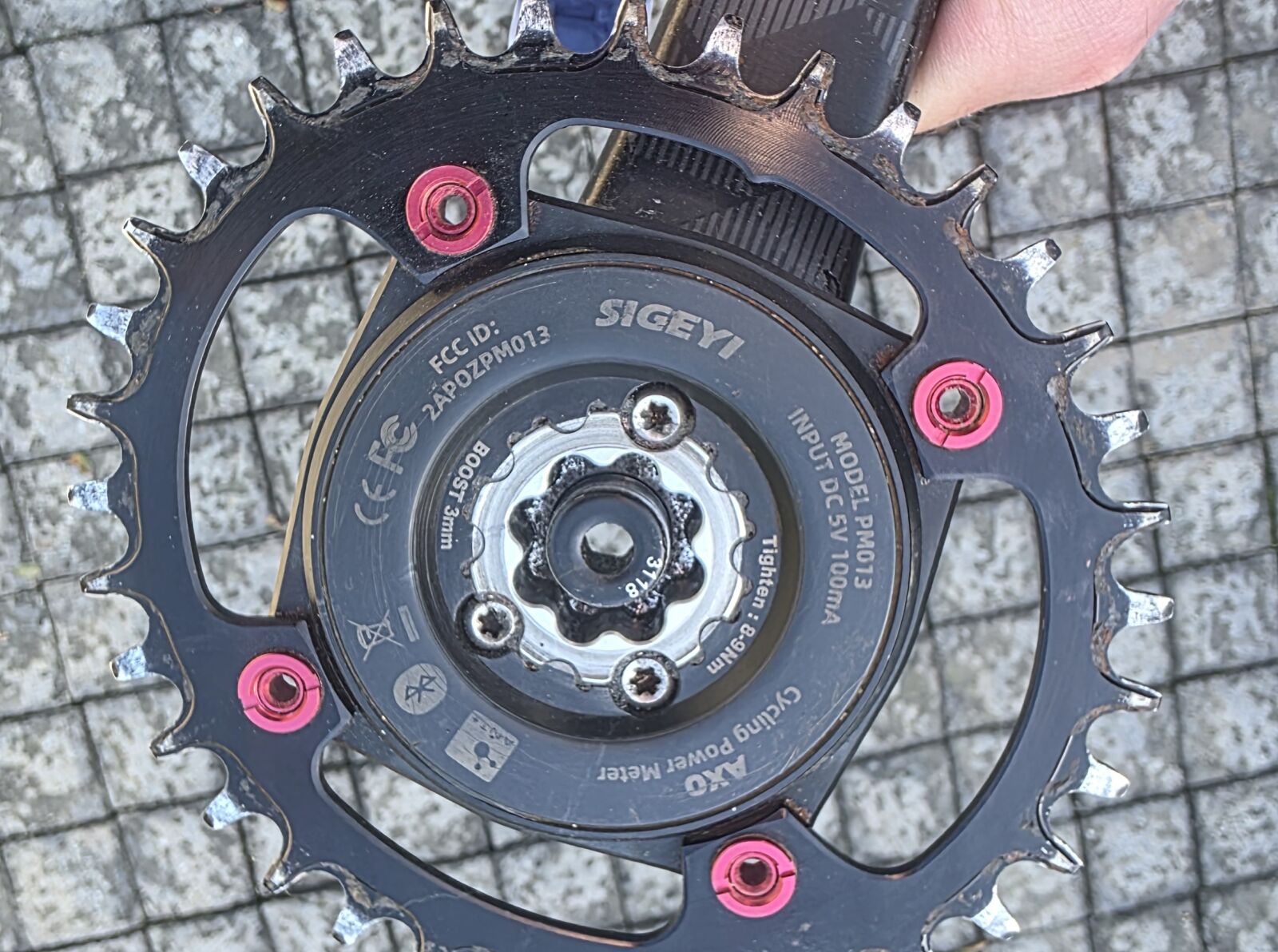 Sigeyi AXO Powermeter - Box + charger | Power Meters | Bike Hub