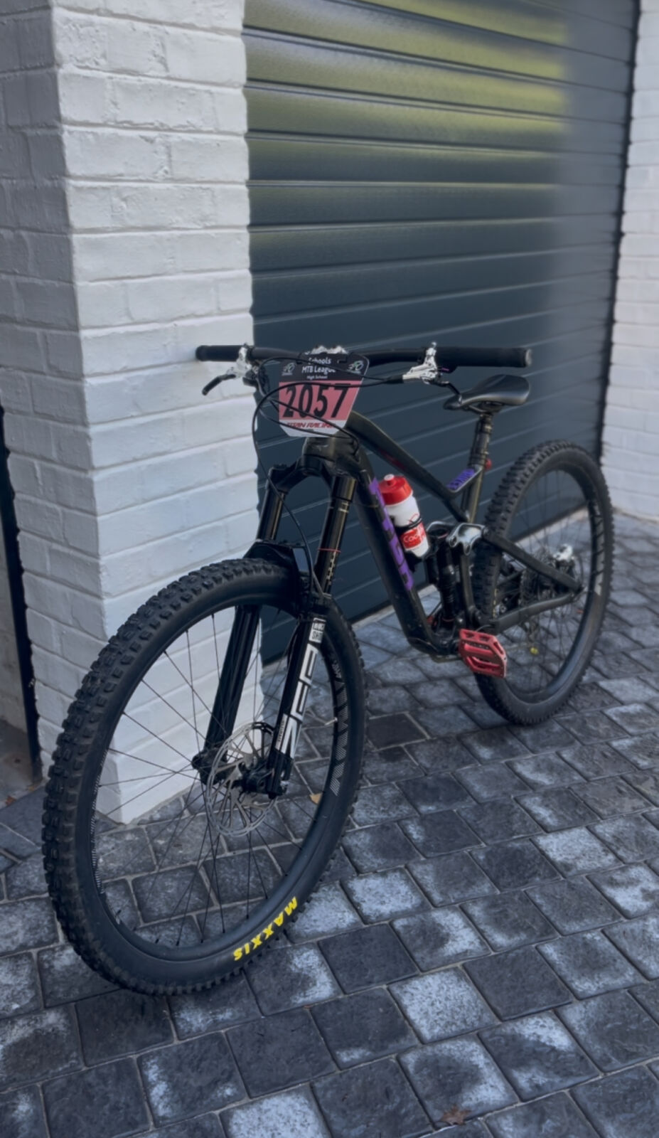 Pyga Slakline Carbon | Dual Suspension Mountain Bikes | Bike Hub