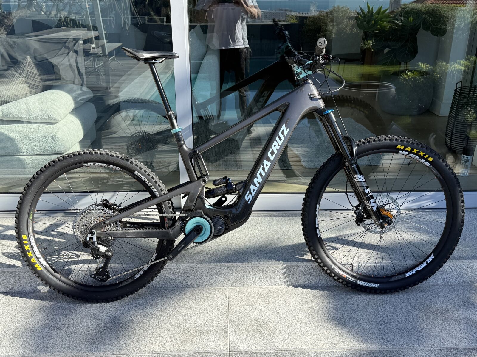 2024 Santa Cruz Bullit cc XL | Dual Suspension Mountain E-Bikes | Bike Hub