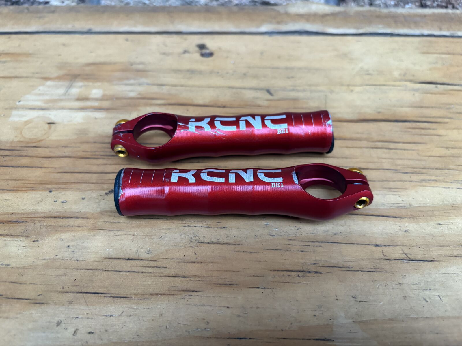 KCNC BE1 Red bar ends | Handlebars | Bike Hub