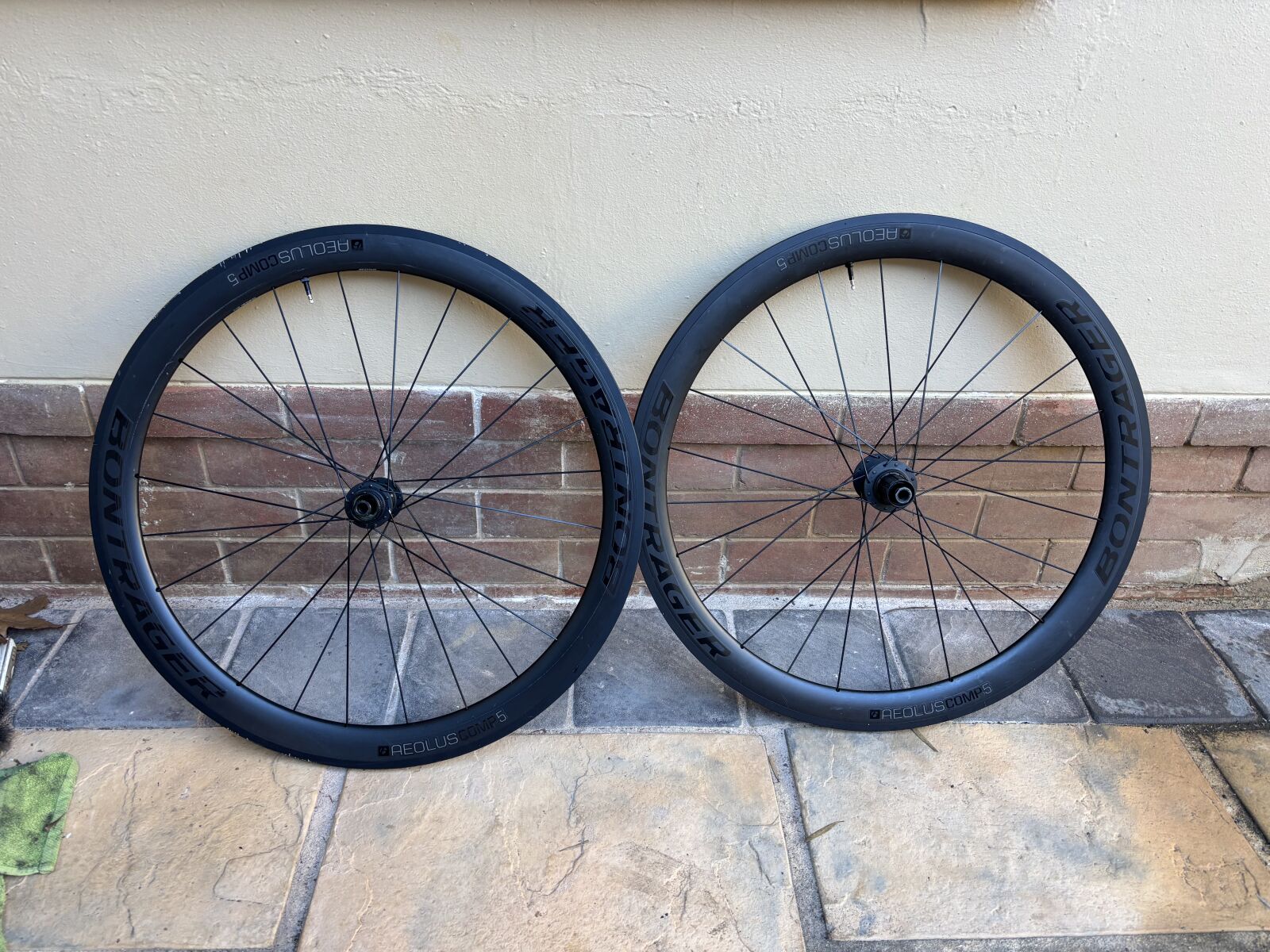 bontrager aeolus comp 5 | Road Bike Wheels | Bike Hub