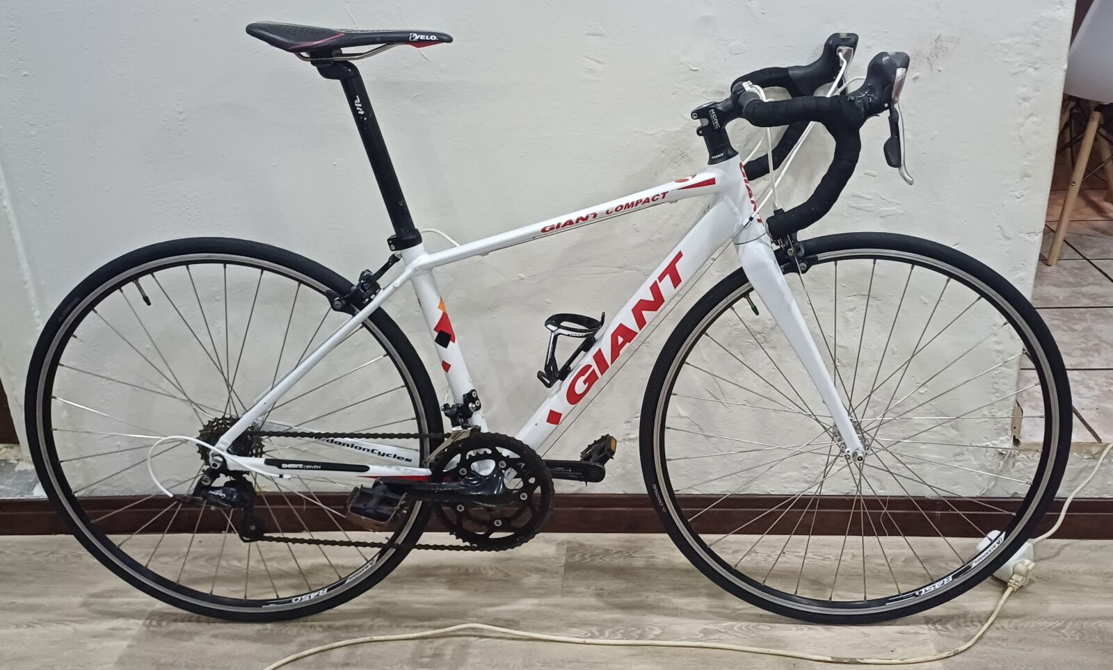 Giant Compact | Road Bikes | Bike Hub
