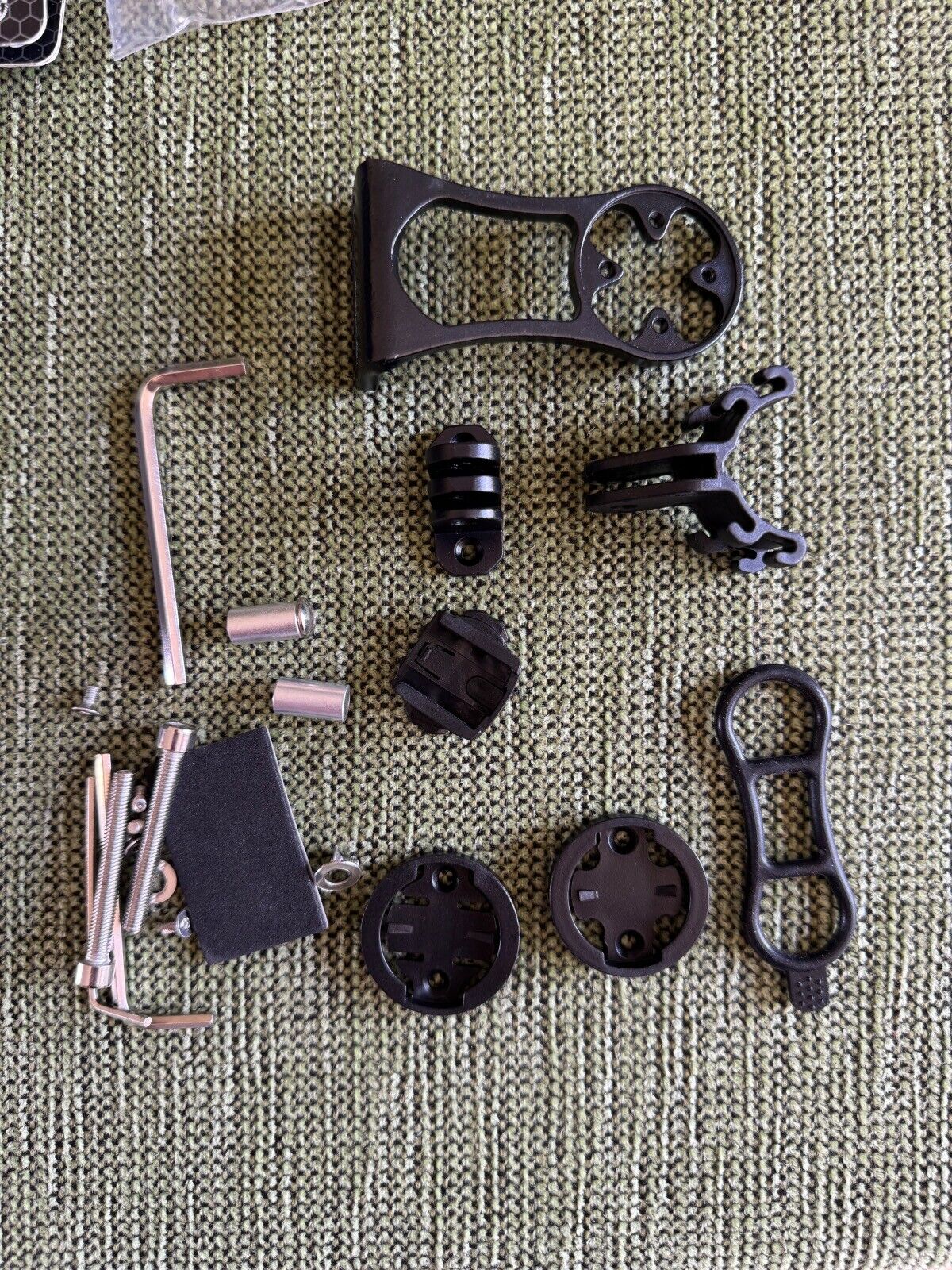 Alloy GPS Out Front Mount Garmin/Wahoo | Sensors, Mounts & Accessories ...