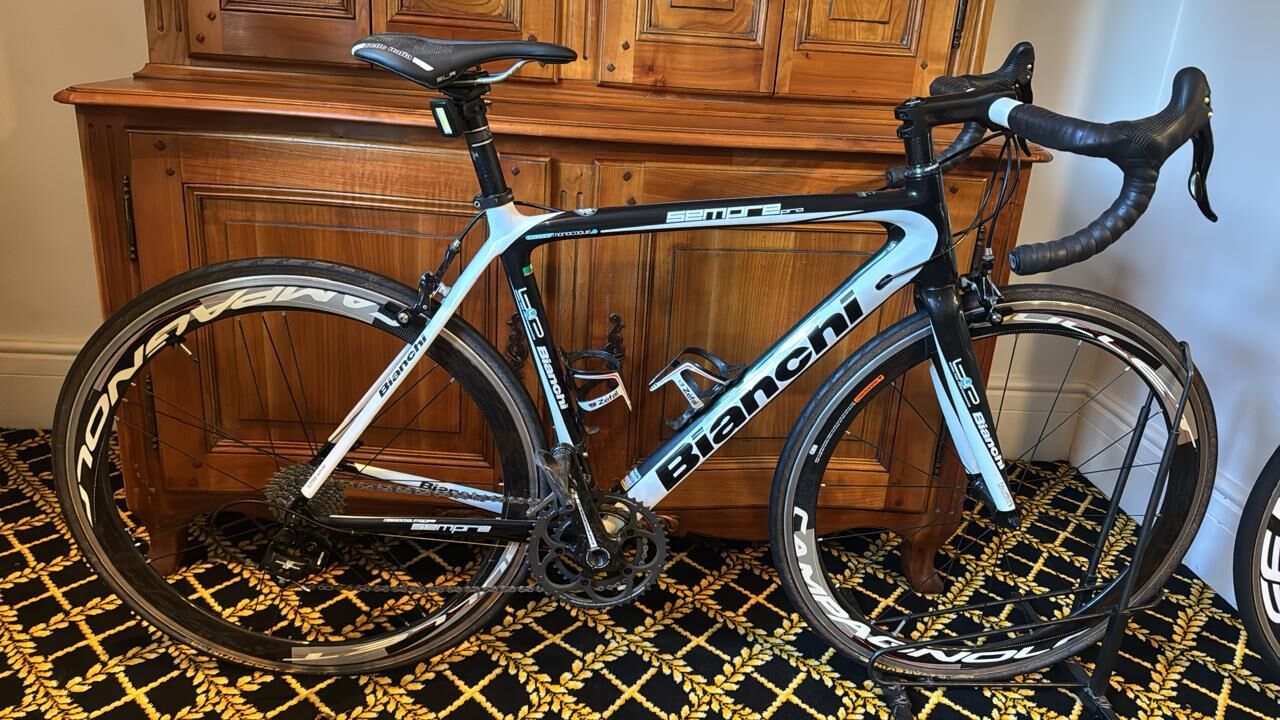 Bianchi Sempre pro | Road Bikes | Bike Hub