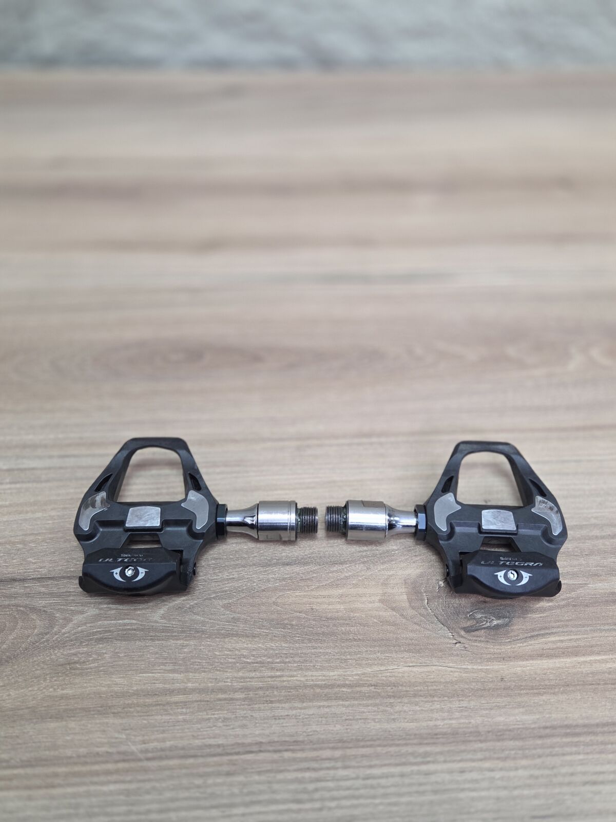 SHIMANO PD-R8000 ULTEGRA PEDALS | Pedals | Bike Hub