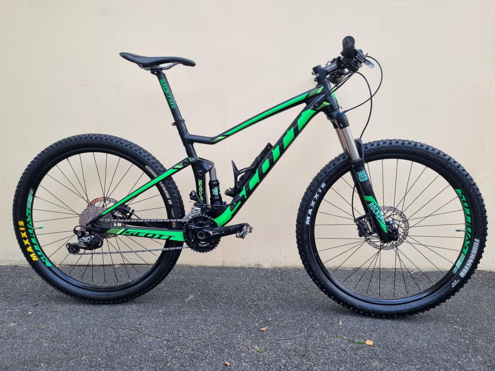 Scott Spark 760 Medium | Dual Suspension Mountain Bikes | Bike Hub