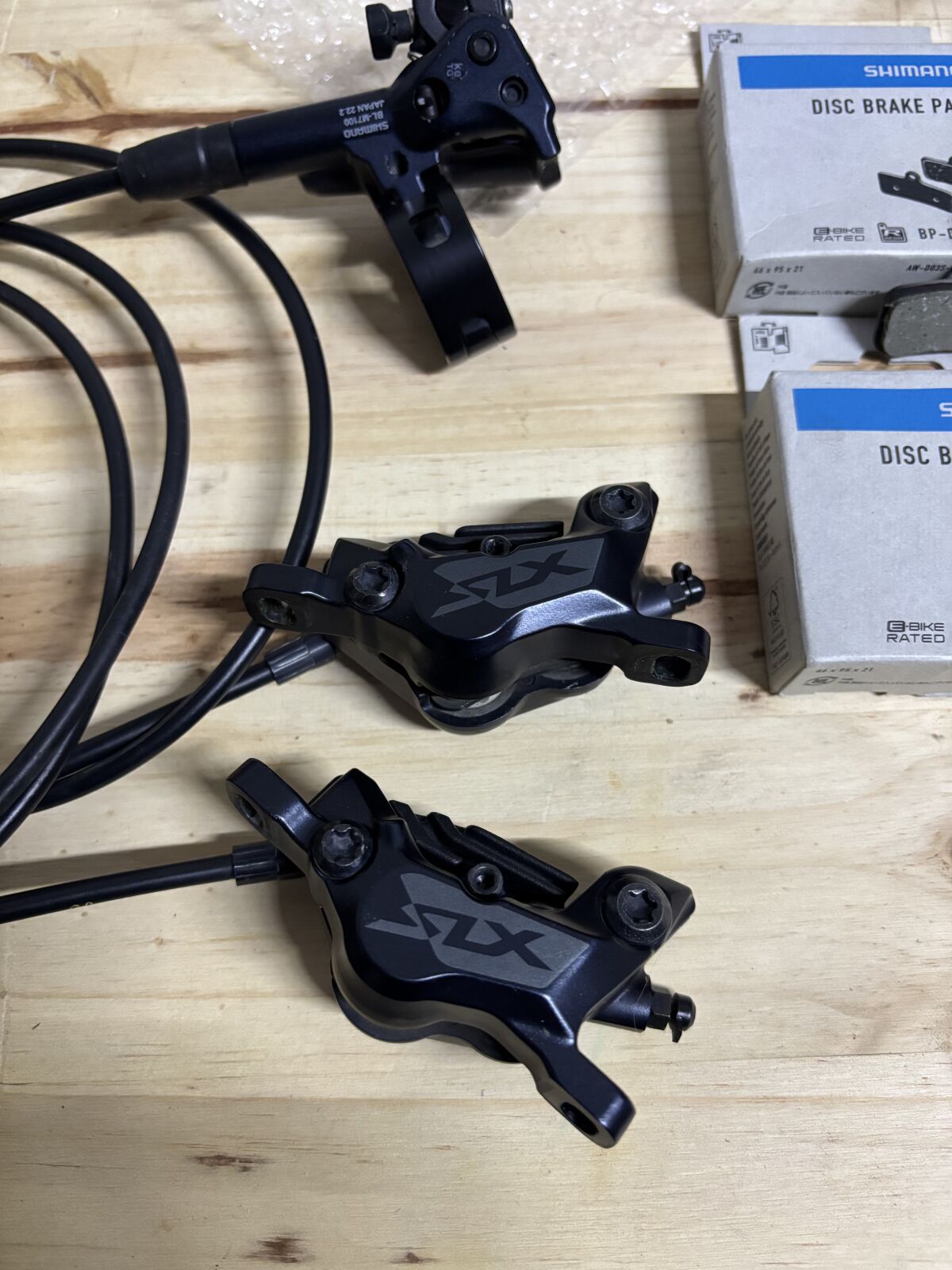 SLX M7120 4 Piston brake set | Mountain Bike Brakes | Bike Hub
