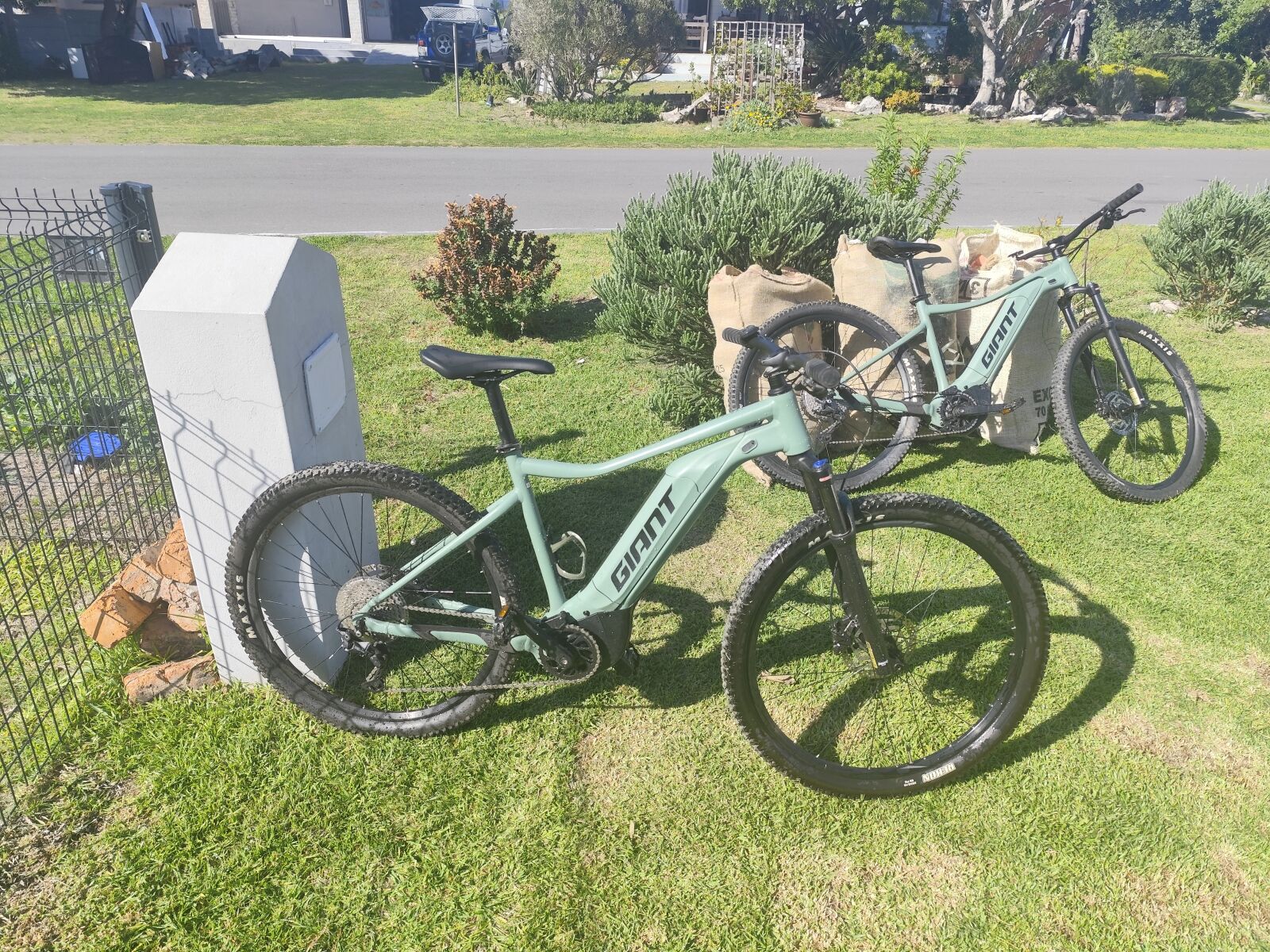 Giant Talon E | Hardtail Mountain E-Bikes | Bike Hub