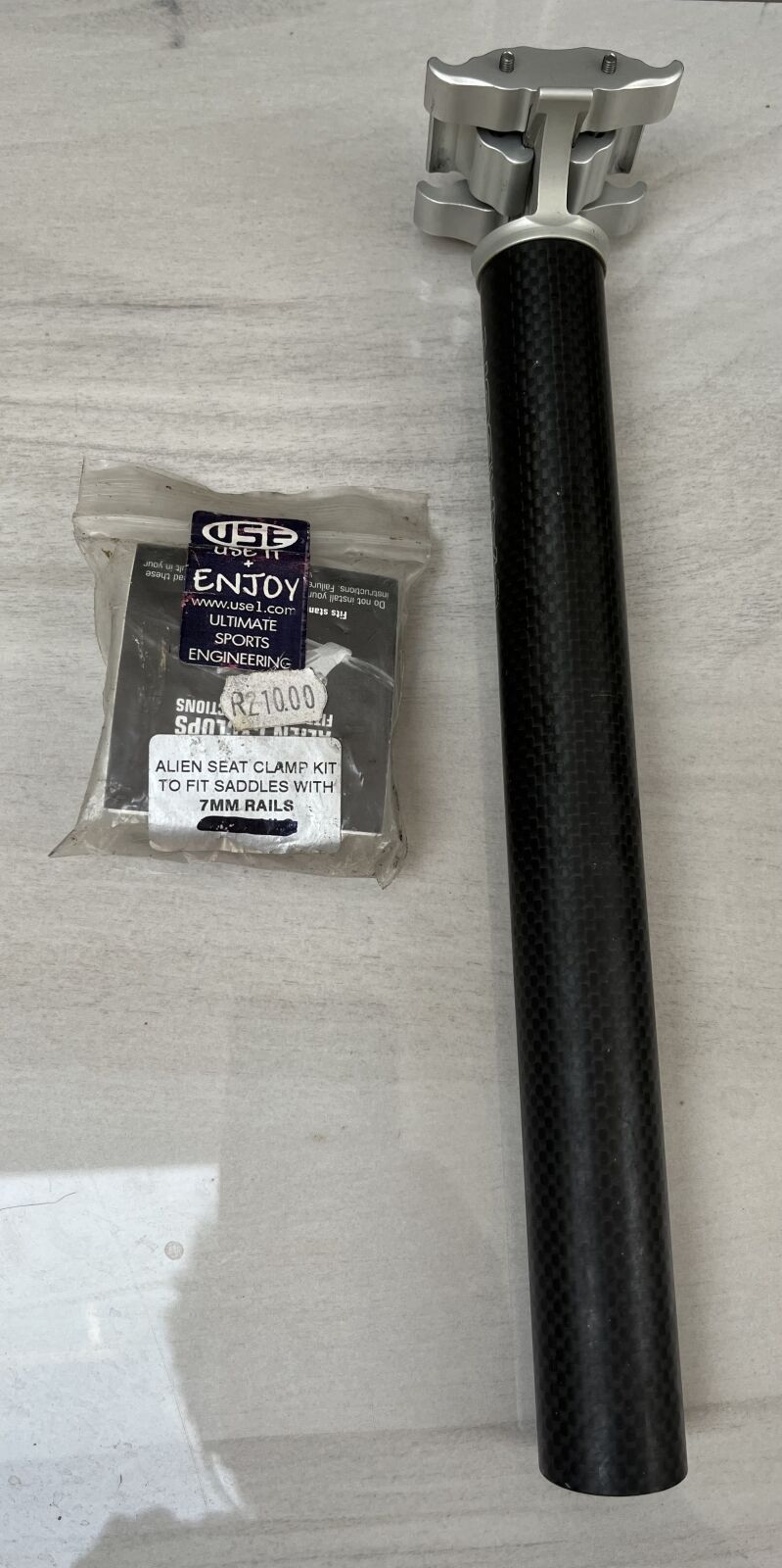 ALIEN USE carbon saddle Pin | Seat Posts | Bike Hub